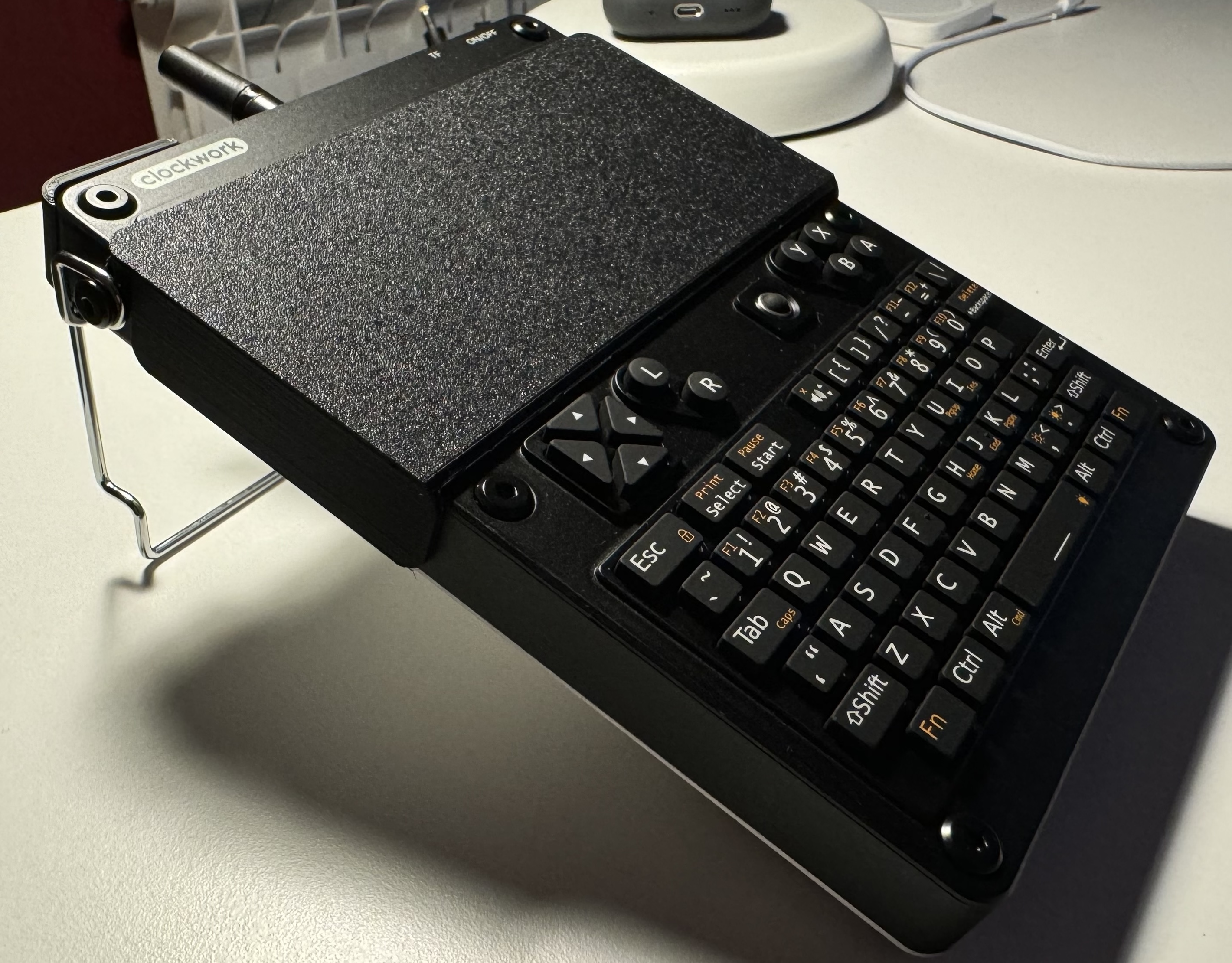 Screen cover for uConsole (remix) par X-Stranger | Téléchargez gratuitement un modèle STL ...