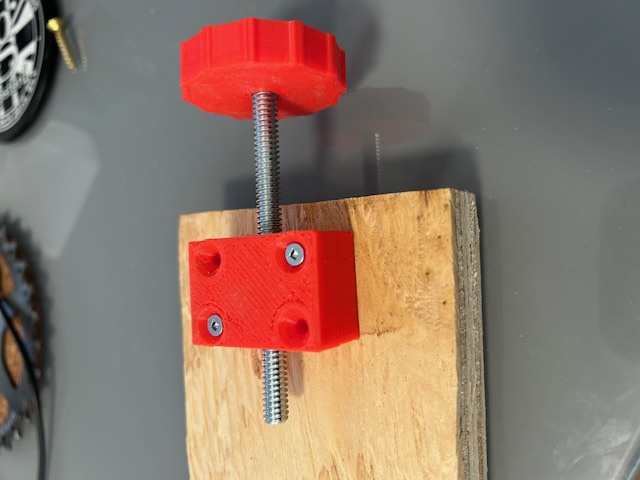 Simple Micro Adjuster Jig by middleagedspread | Download free STL model ...