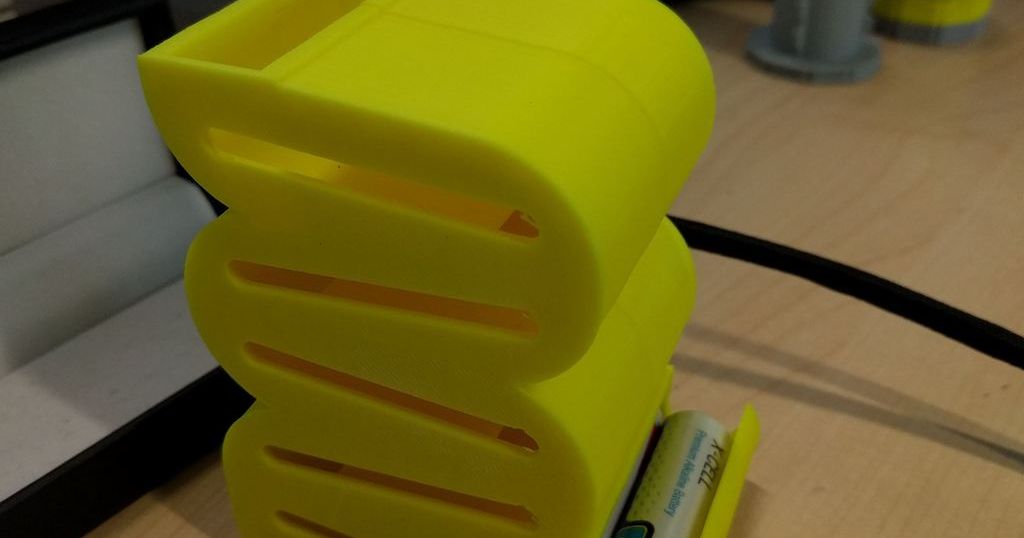 Battery Dispenser - Customizable by Selelvian | Download free STL model ...