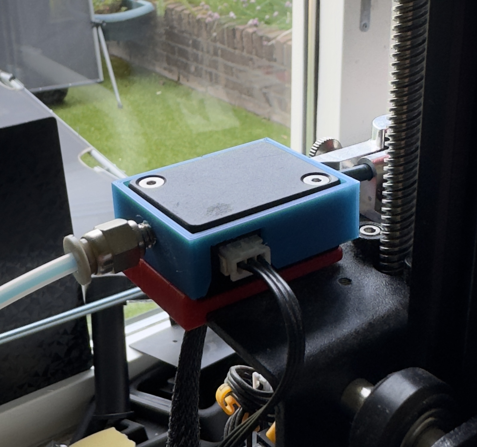 CR-6 SE Filament Sensor PTFE Bracket by Duncan van Vliet | Download ...