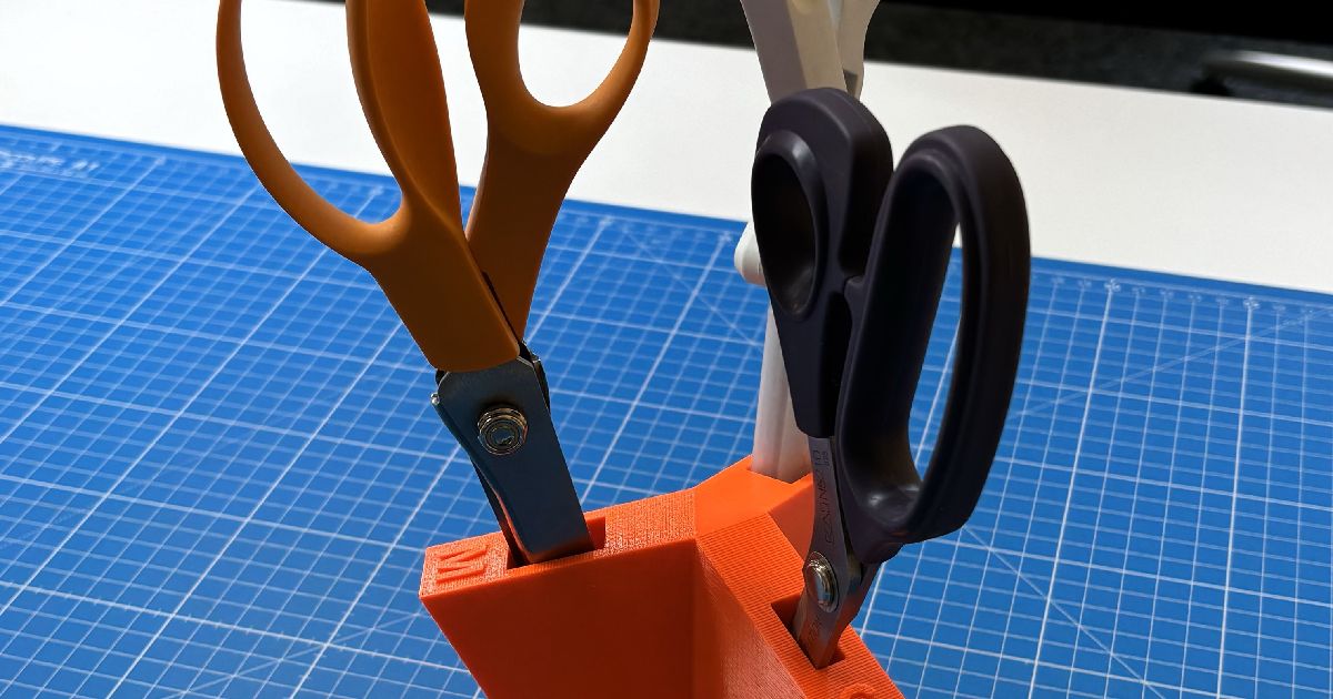 Triangle Scissor Holder 120 by adsw | Download free STL model | Printables.com