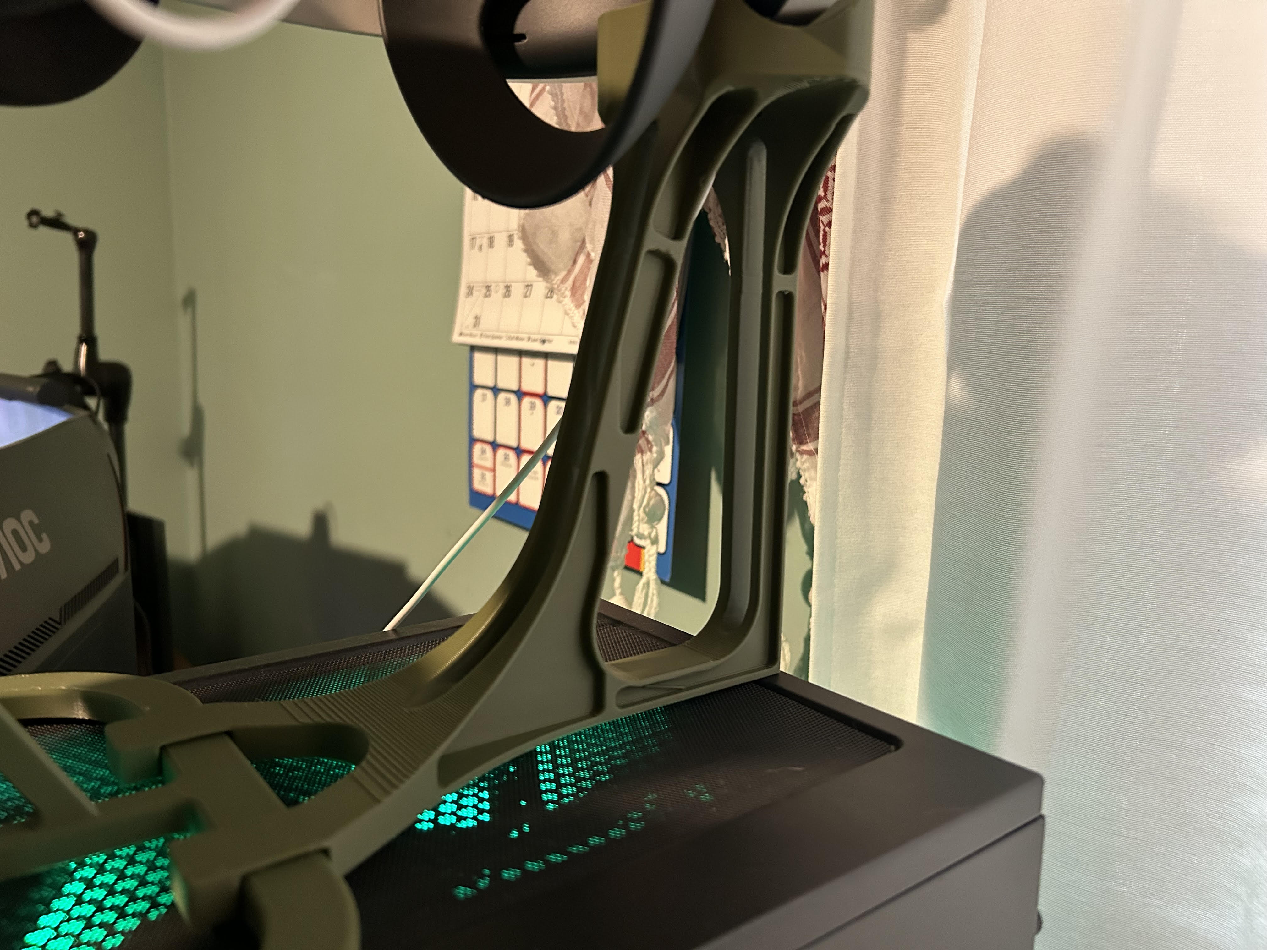 Add-on for Oculus Stand Vertical to support Elite Battery Strap by ...