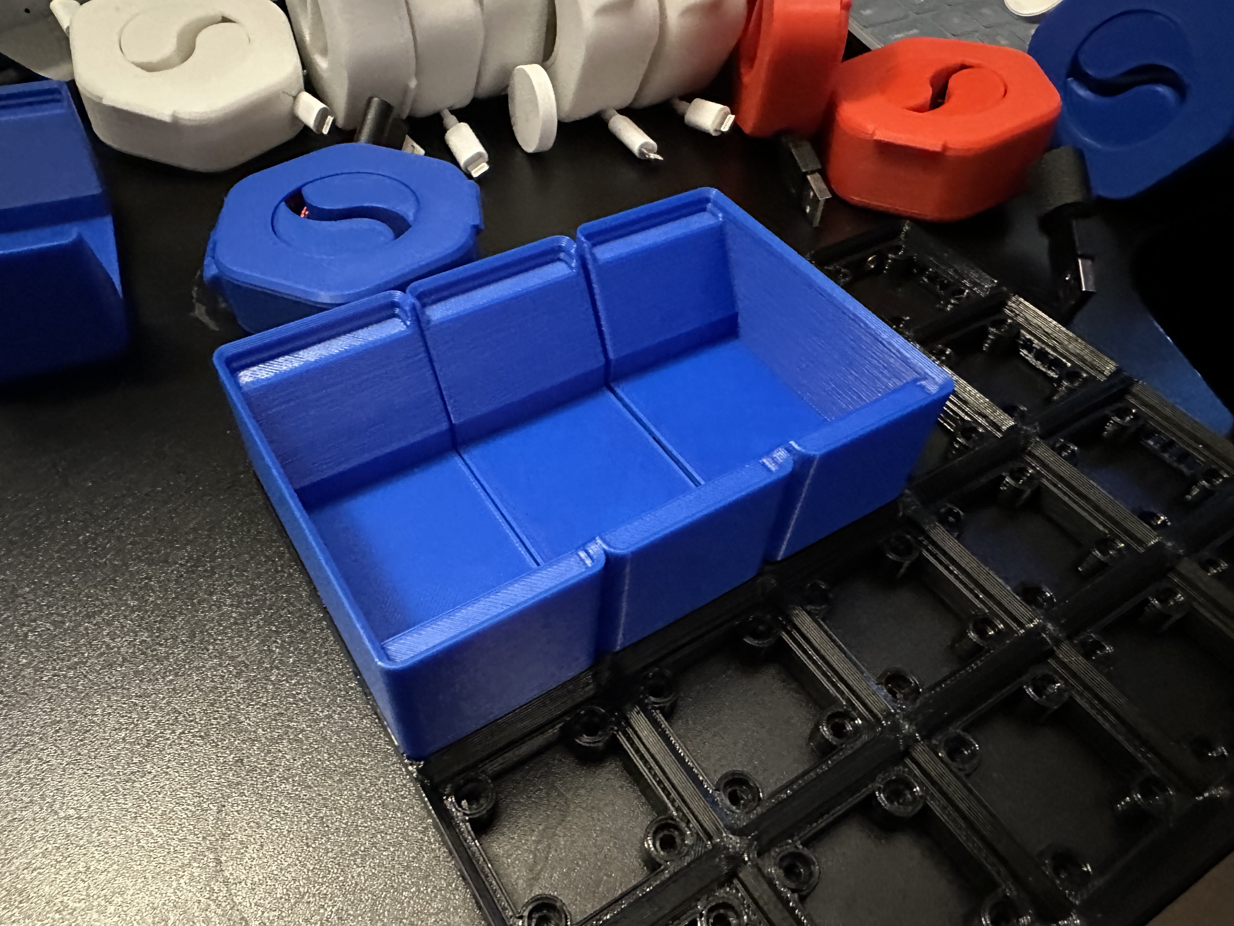 Extendable Gridfinity Trays for Portable Cable Organizer / Winder by cim | Download free STL ...