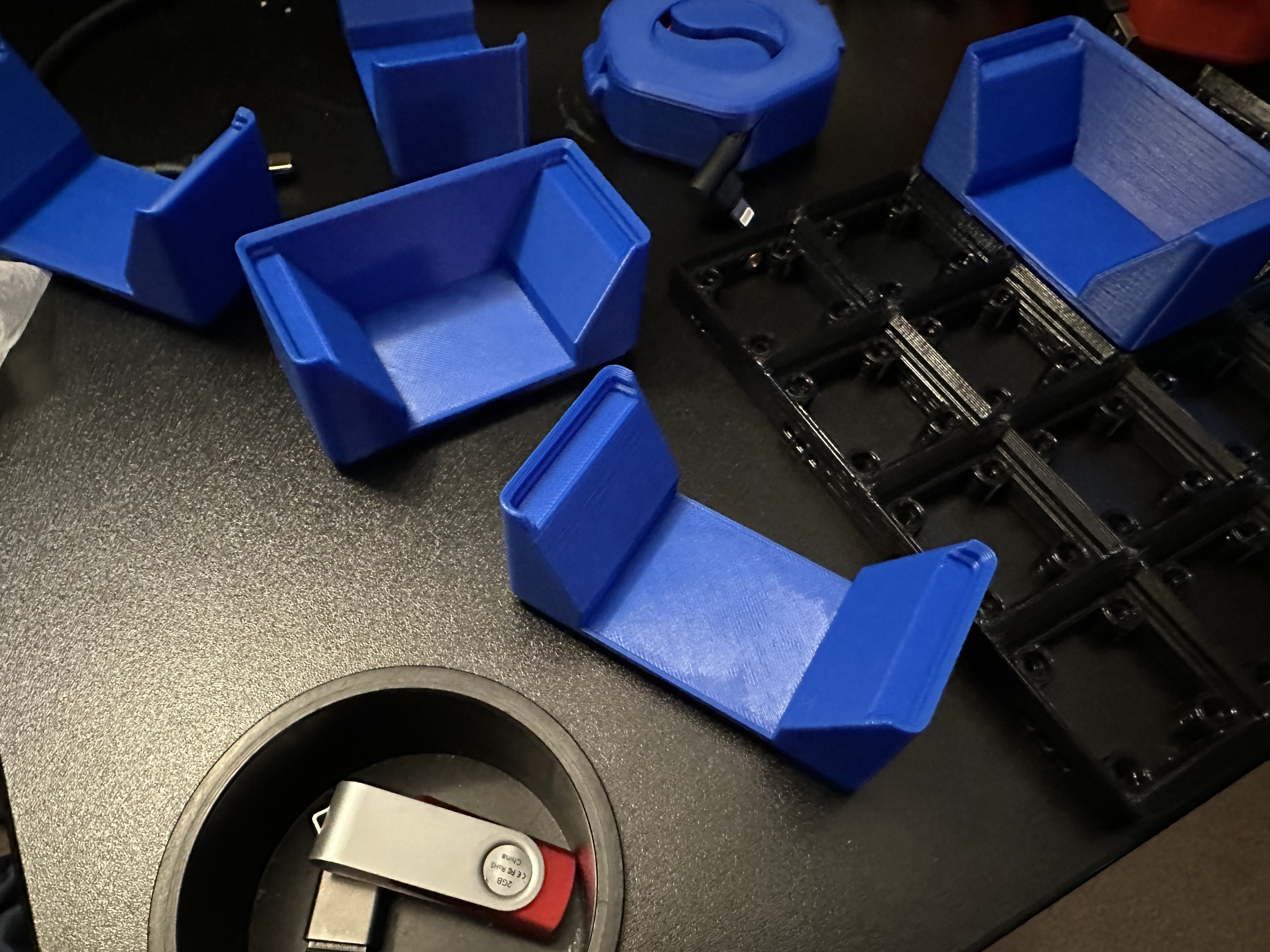 Extendable Gridfinity Trays for Portable Cable Organizer / Winder by cim | Download free STL ...