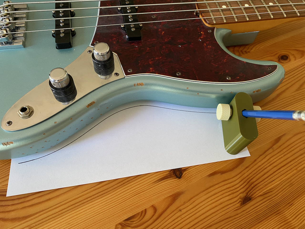 Bass or Guitar contour duplication tool by Pascalou | Download free STL ...