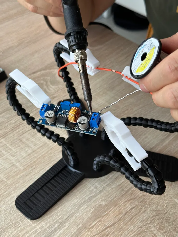 Soldering Tool Holder Flexible Arms helping hands by 3Dmar | Download ...