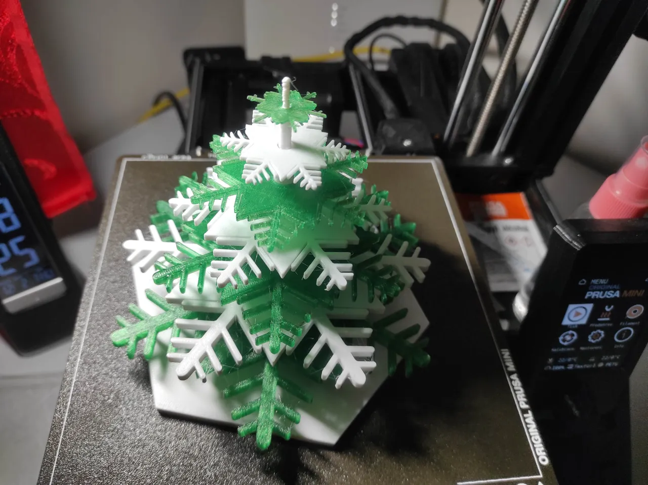Winter tree by TomasH | Download free STL model | Printables.com