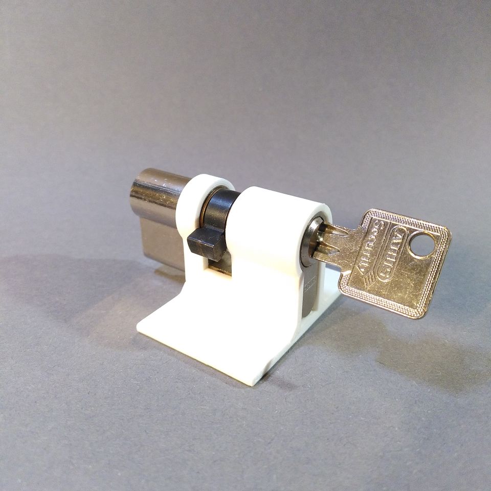 Training lock holder for lockpicking por Trax Beaumont | Descargar ...