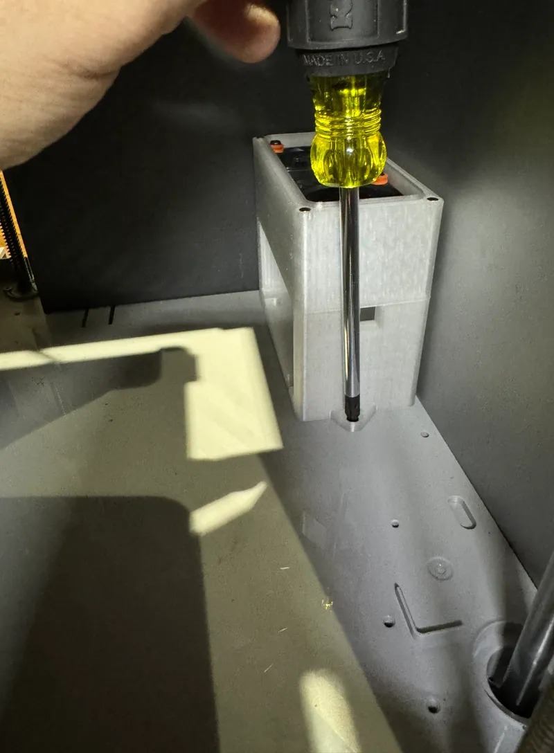 Printer-powered Bento Box for X1C with automatic on/off by martona ...