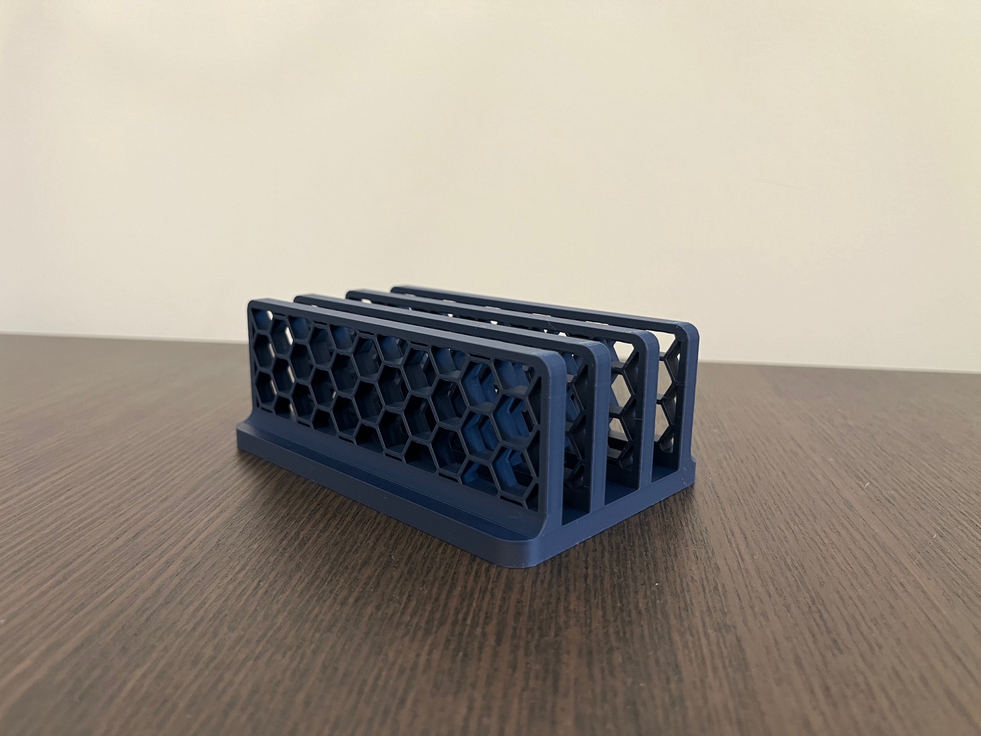 Parametric Device Stand by Jonan Seeley | Download free STL model ...