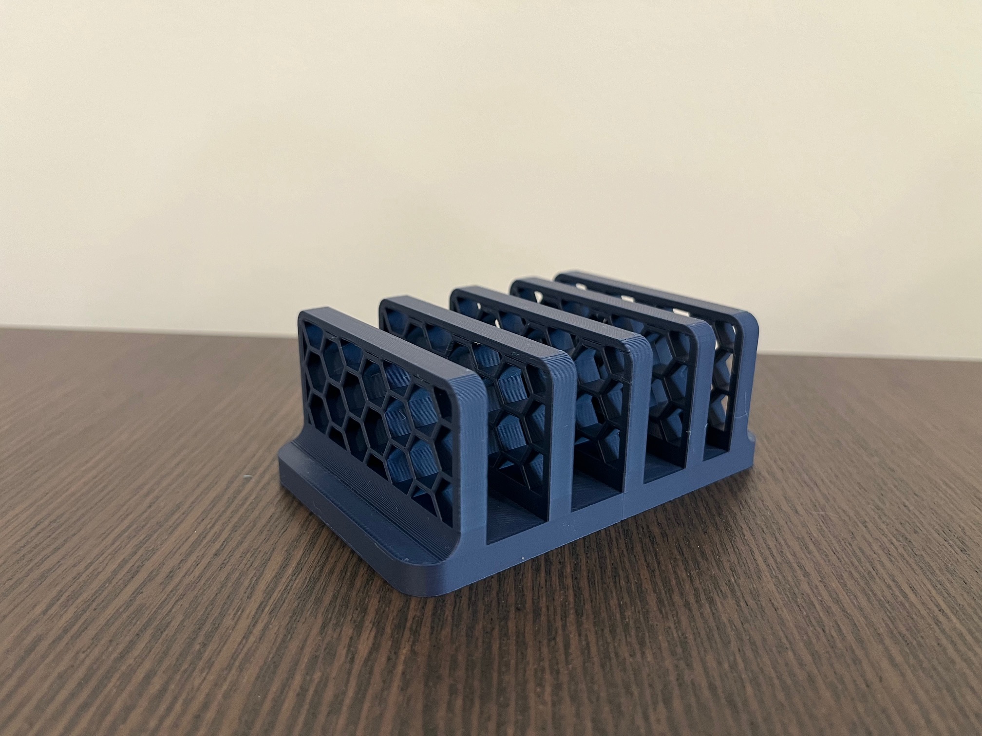 Parametric Device Stand by Jonan Seeley | Download free STL model ...
