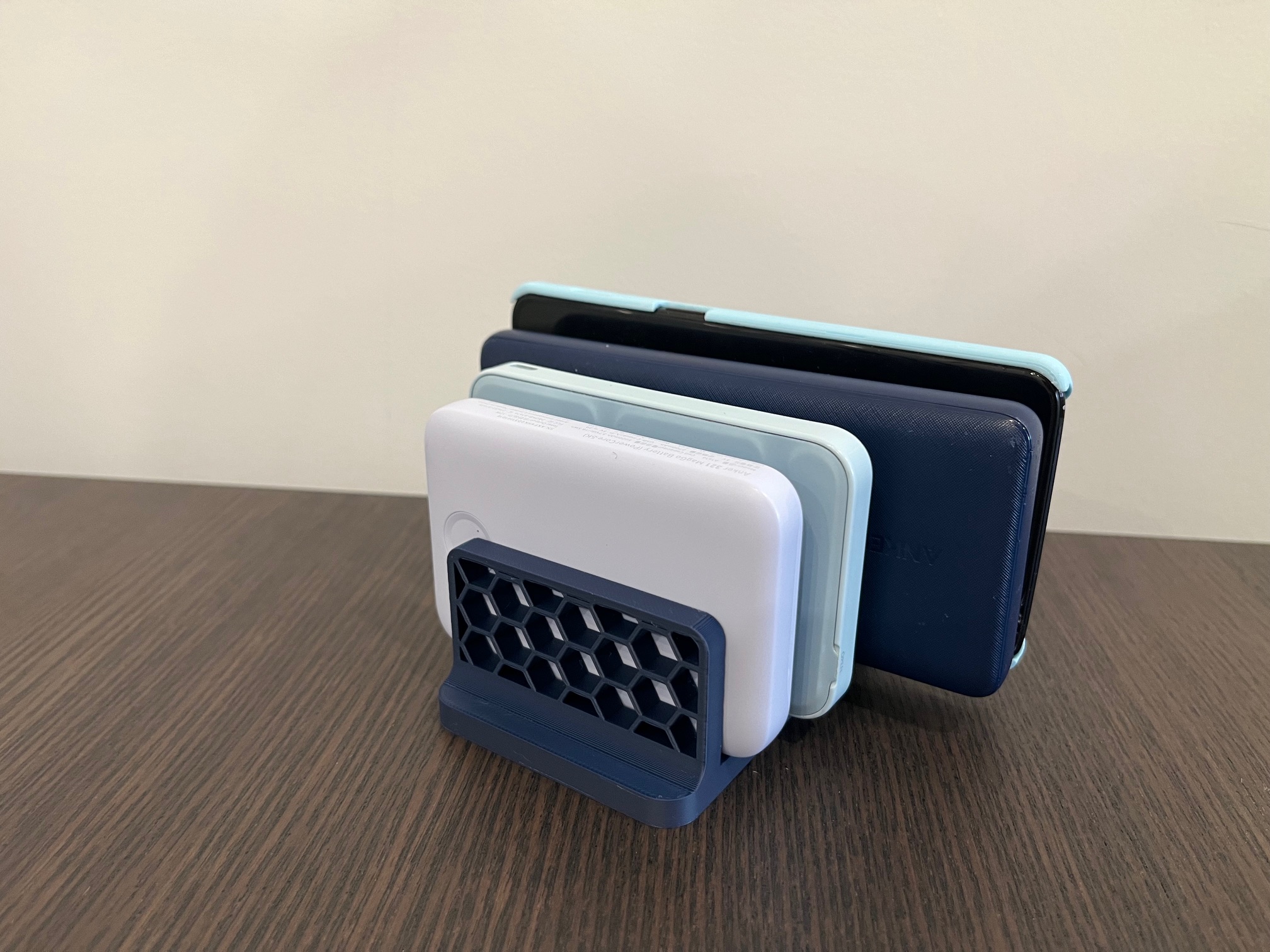 Parametric Device Stand by Jonan Seeley | Download free STL model ...