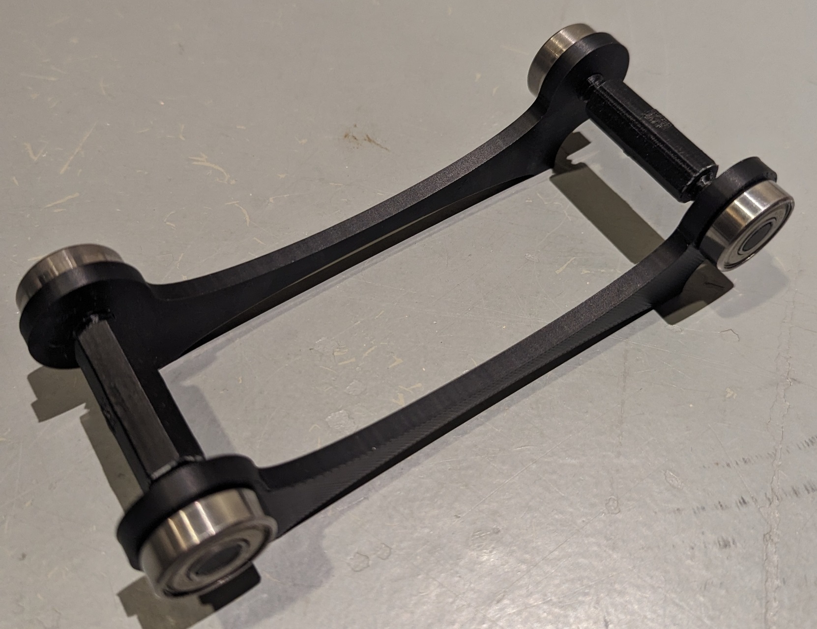 Paul's Adjustable Filament Roller by Paul Nitsch | Download free STL ...