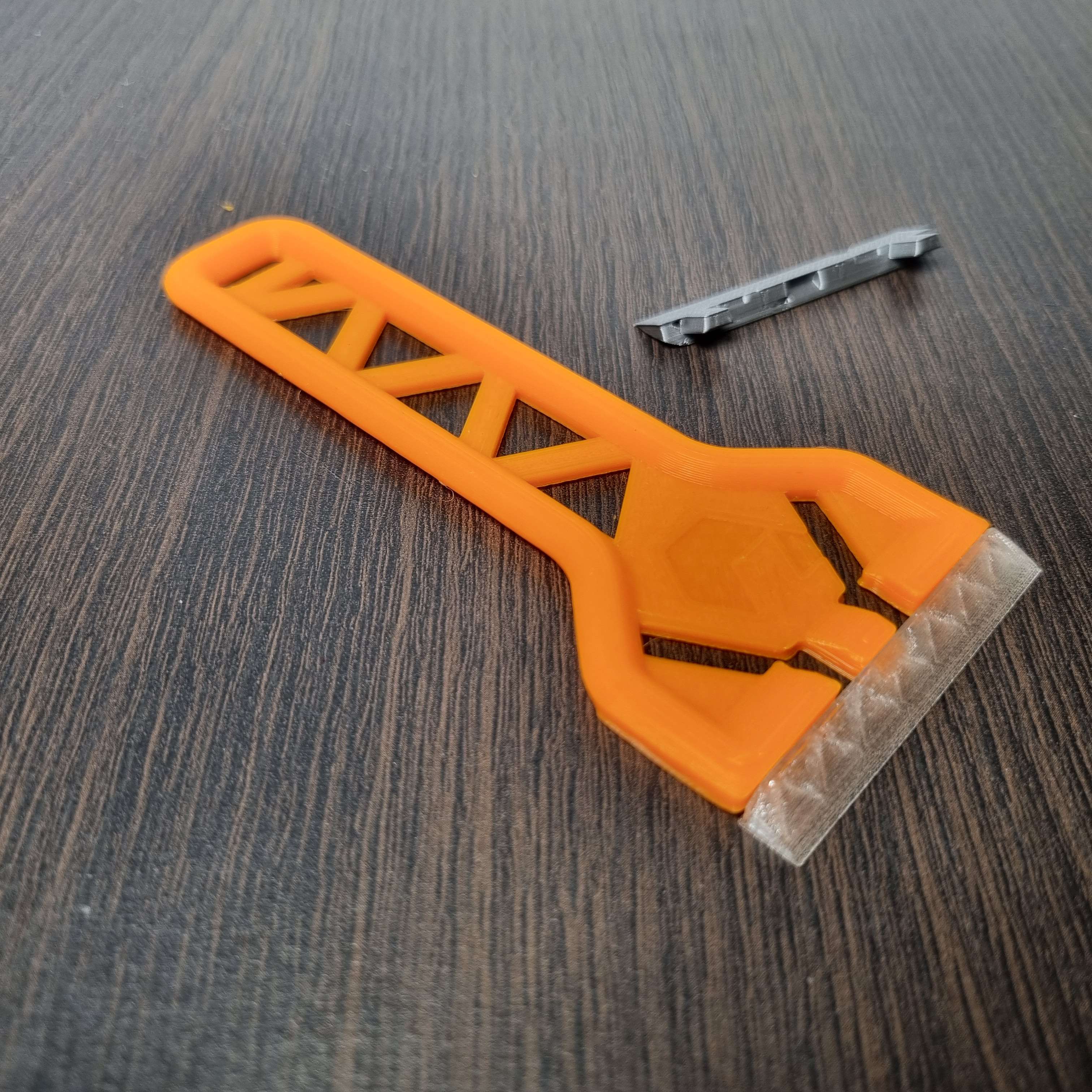 Prusa Bed Scraper with Interchangeable Blades by rumstone | Download free STL model | Printables.com