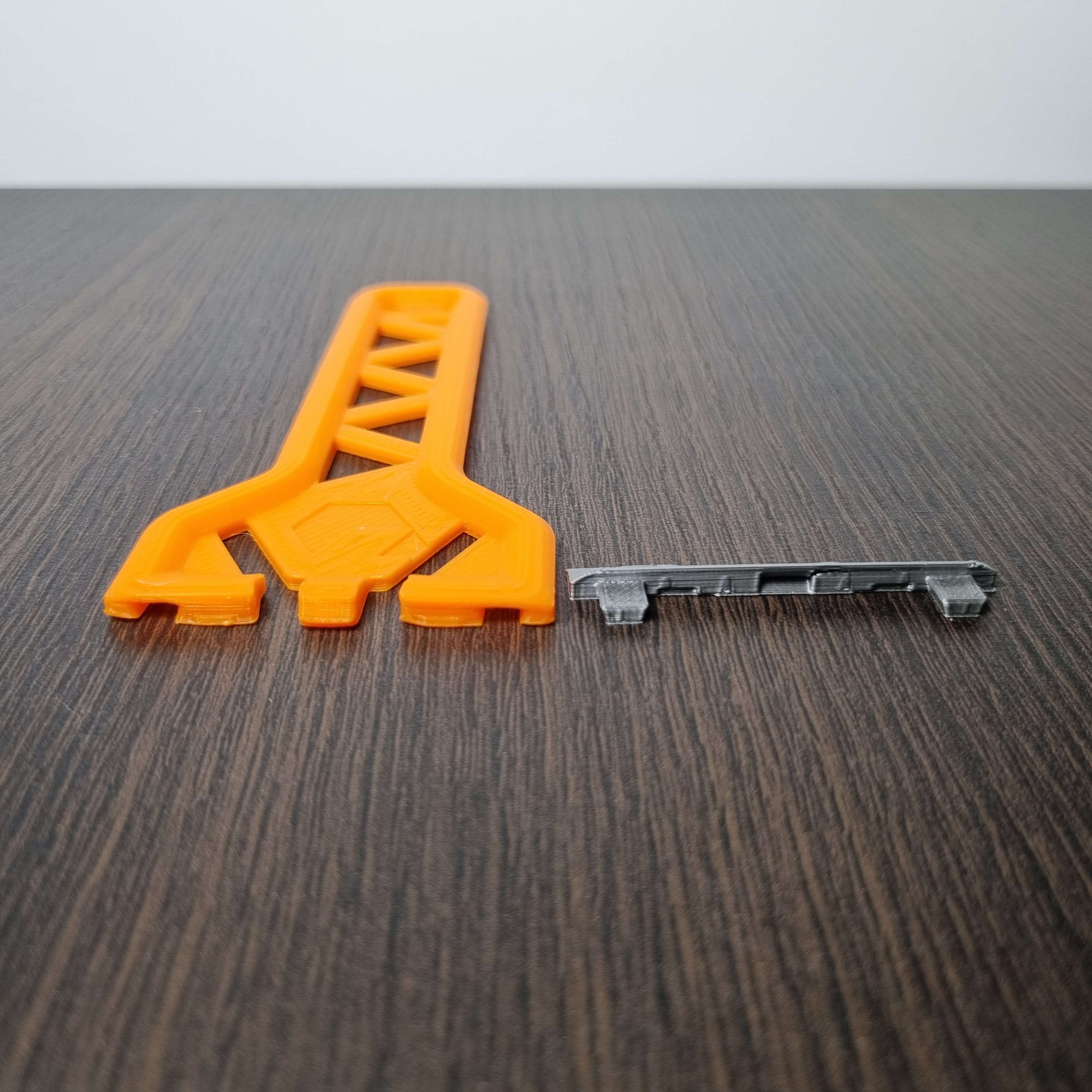 Prusa Bed Scraper with Interchangeable Blades by rumstone | Download ...