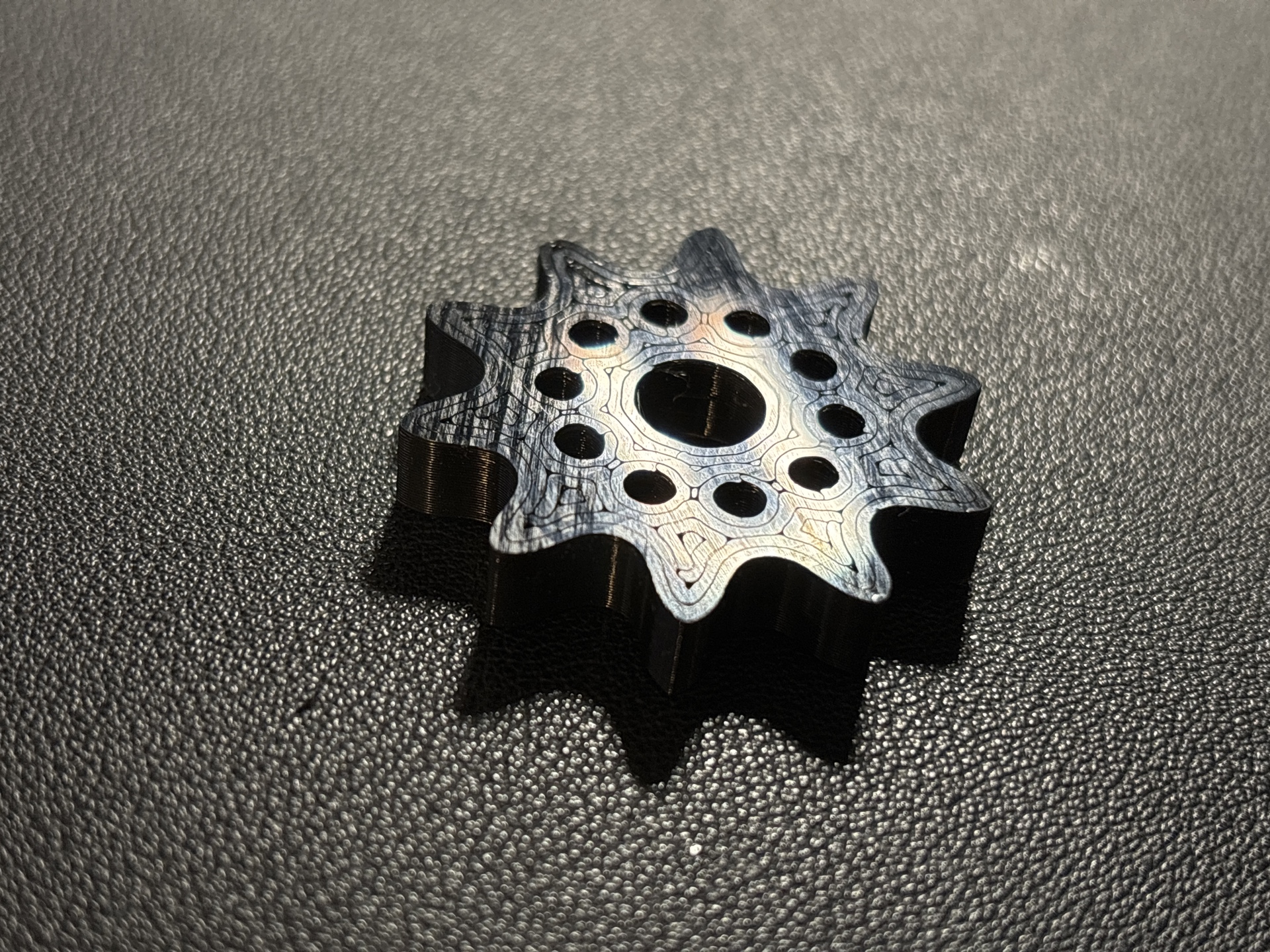 useless cog - fidget thing (and upload no. 100) by zzzy | Download free ...