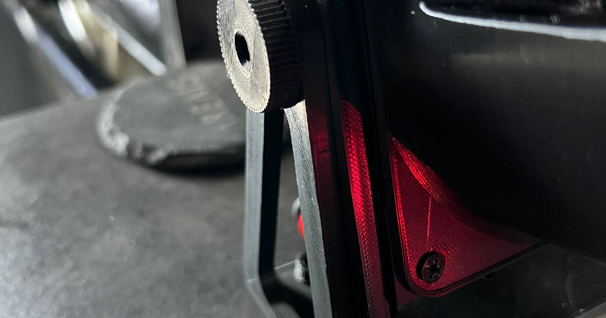 Stronger struts for Noctua Desk Fan Stand by mell0w | Download free STL ...