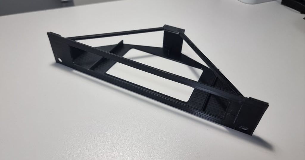 Horaco 8 port Switch 10 inch rack mount by brunoh | Download free STL ...