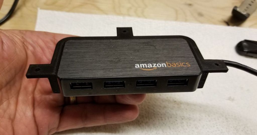 Under desk mount for AmazonBasics mini 4-port USB hub by CBoerhave ...