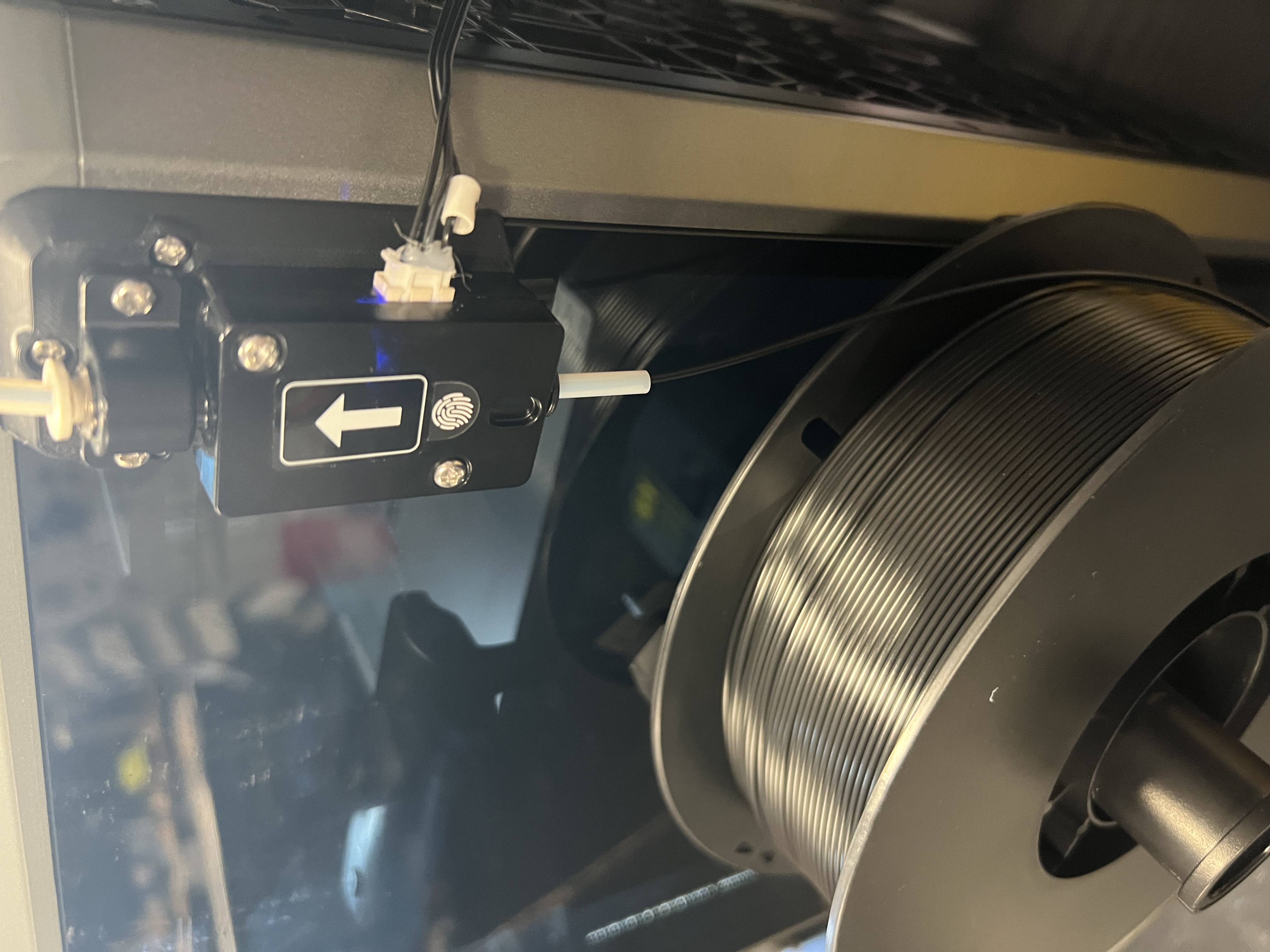 Creality K1/K1C filament sensor side mount with expander by Silviu ...