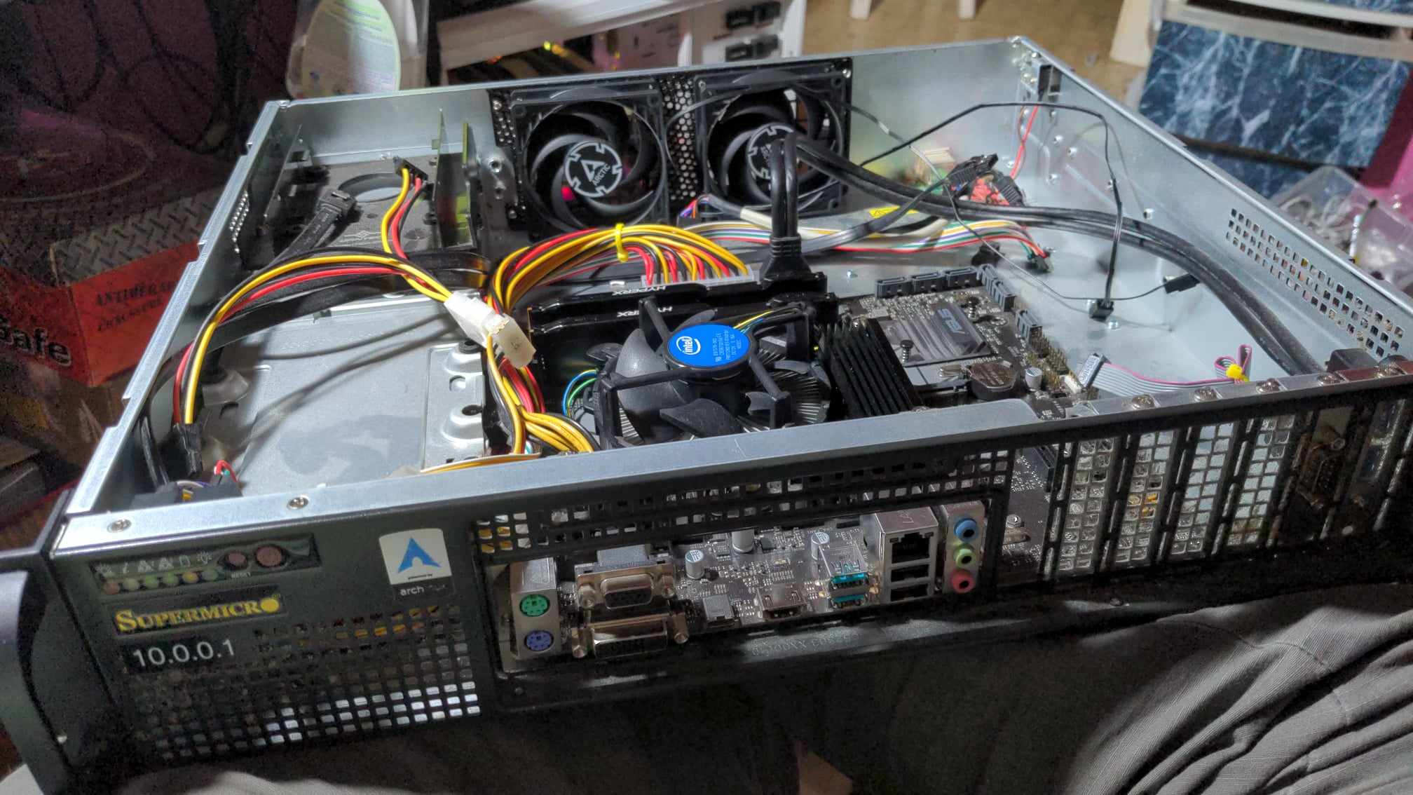 Supermicro CSE523 dual 80mm fan adapter by 8bitmcu | Download free STL ...