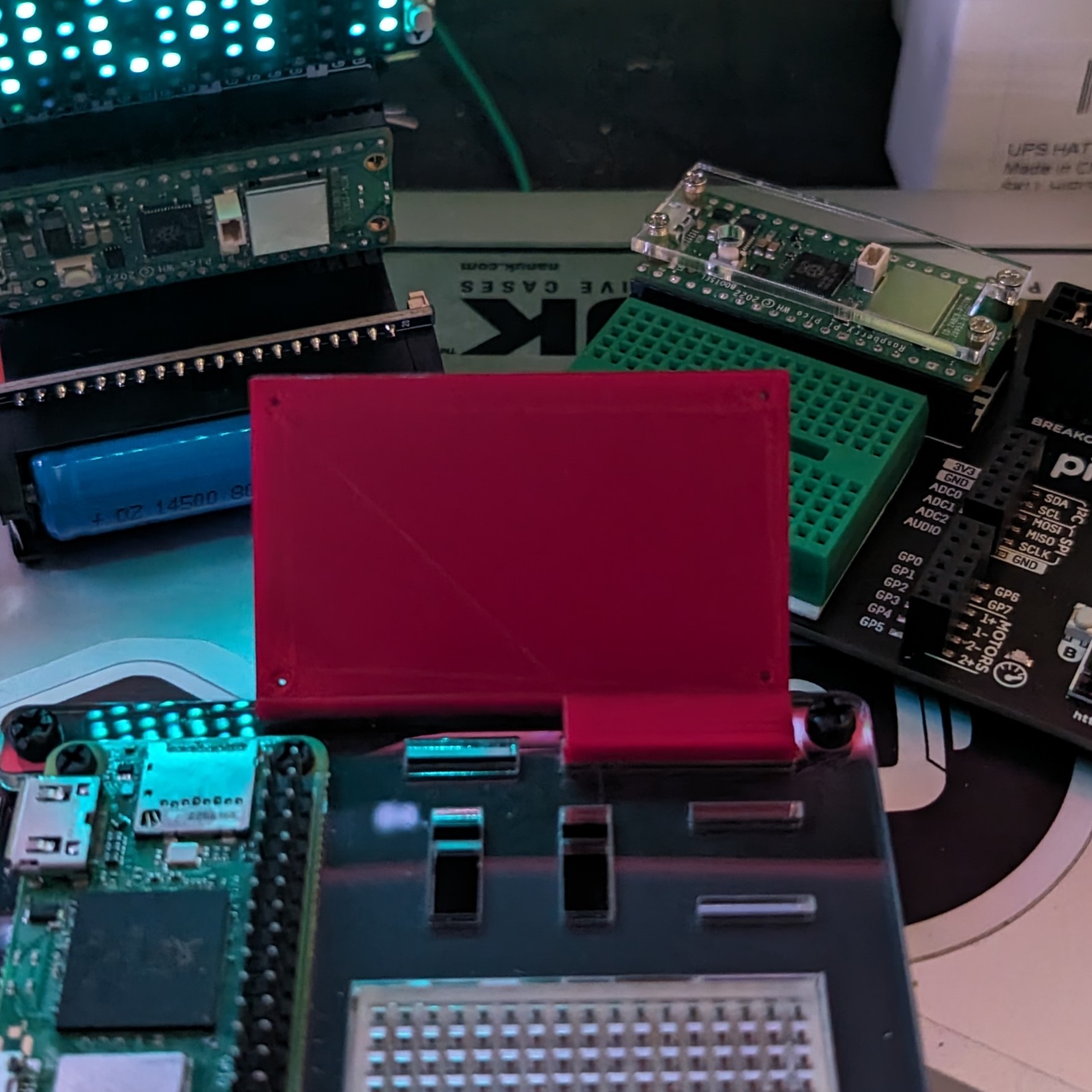 ZeroDock Display Mount (Raspberry Pi Zero) by Cody Tolene | Download ...