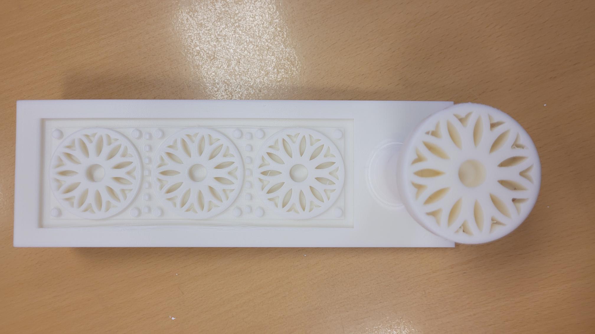 Wardrobe side clothes hanger by MuadDib | Download free STL model ...