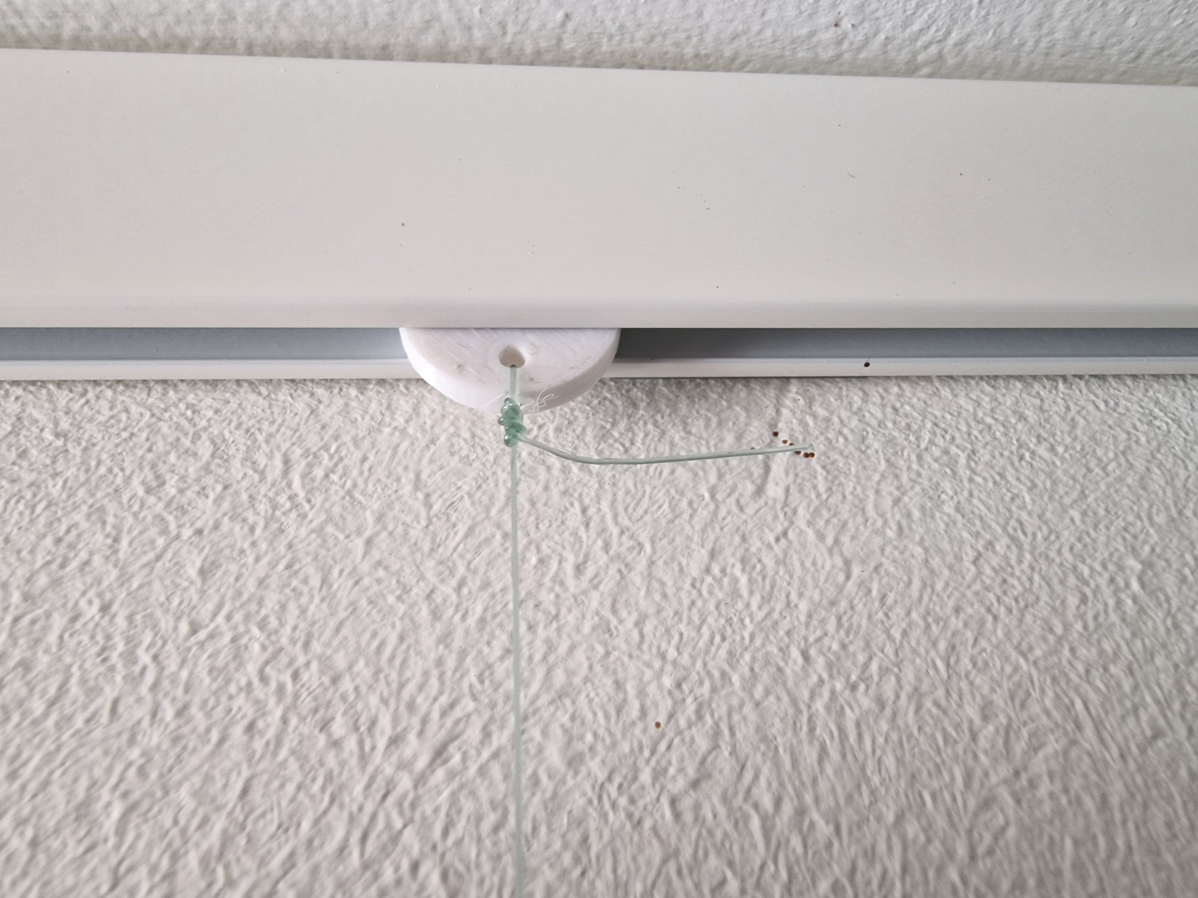 picture hanging rail system/gallery rail system sliding eyes by ...