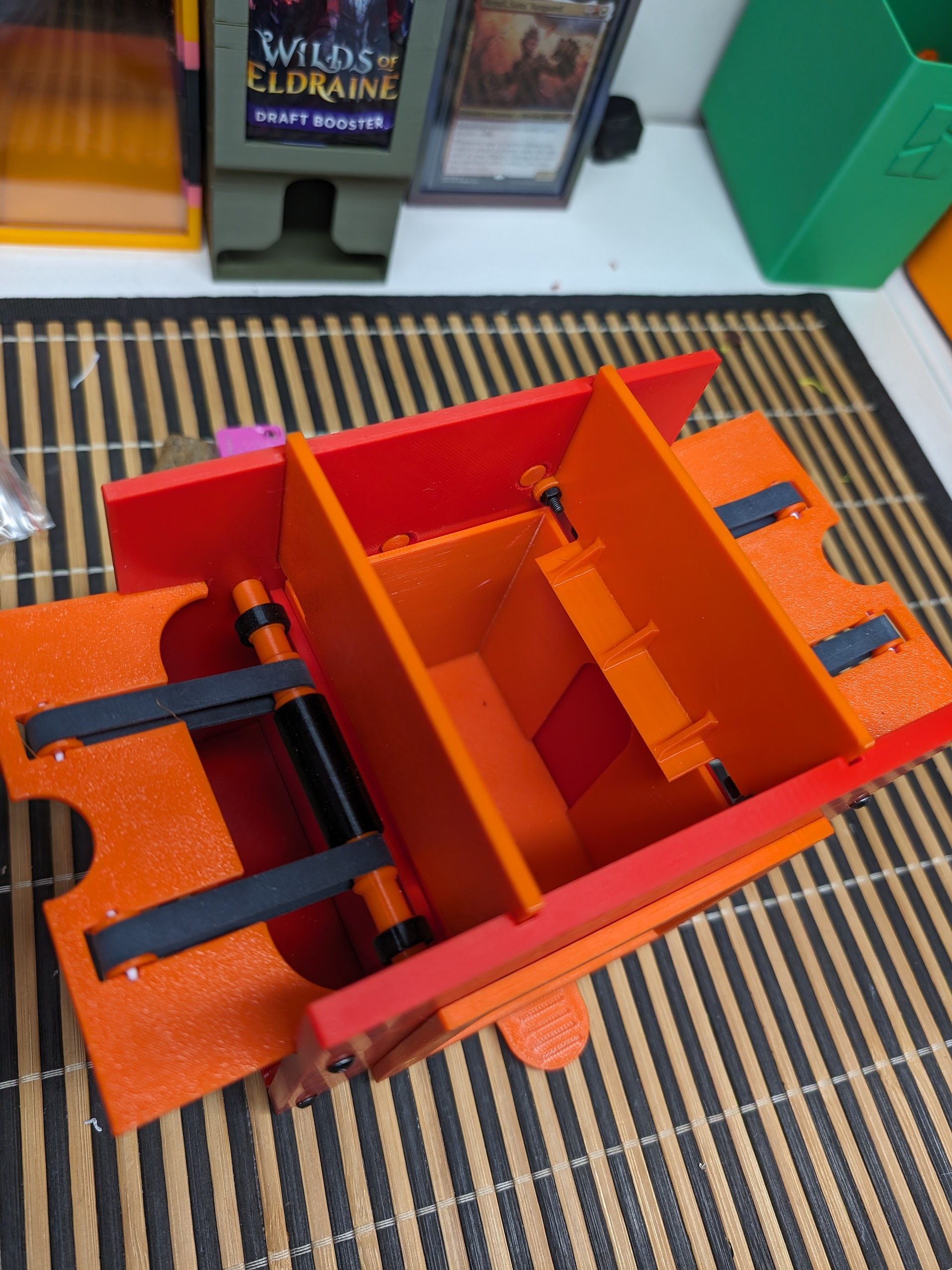 Card Shuffler by k2thestank | Printables Store
