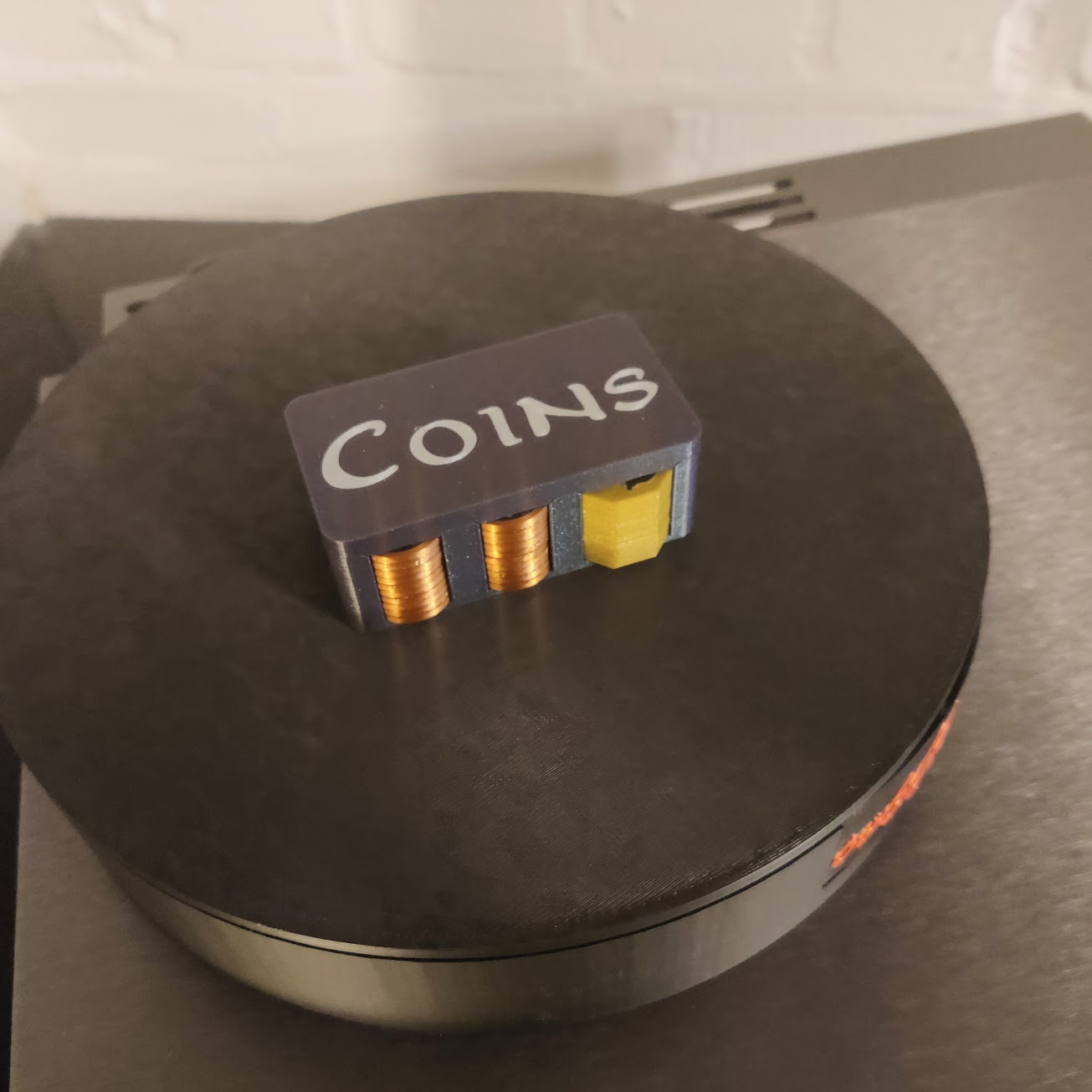 Gloomhaven Coins and Magnetic Box by cv6Channel | Download free STL ...