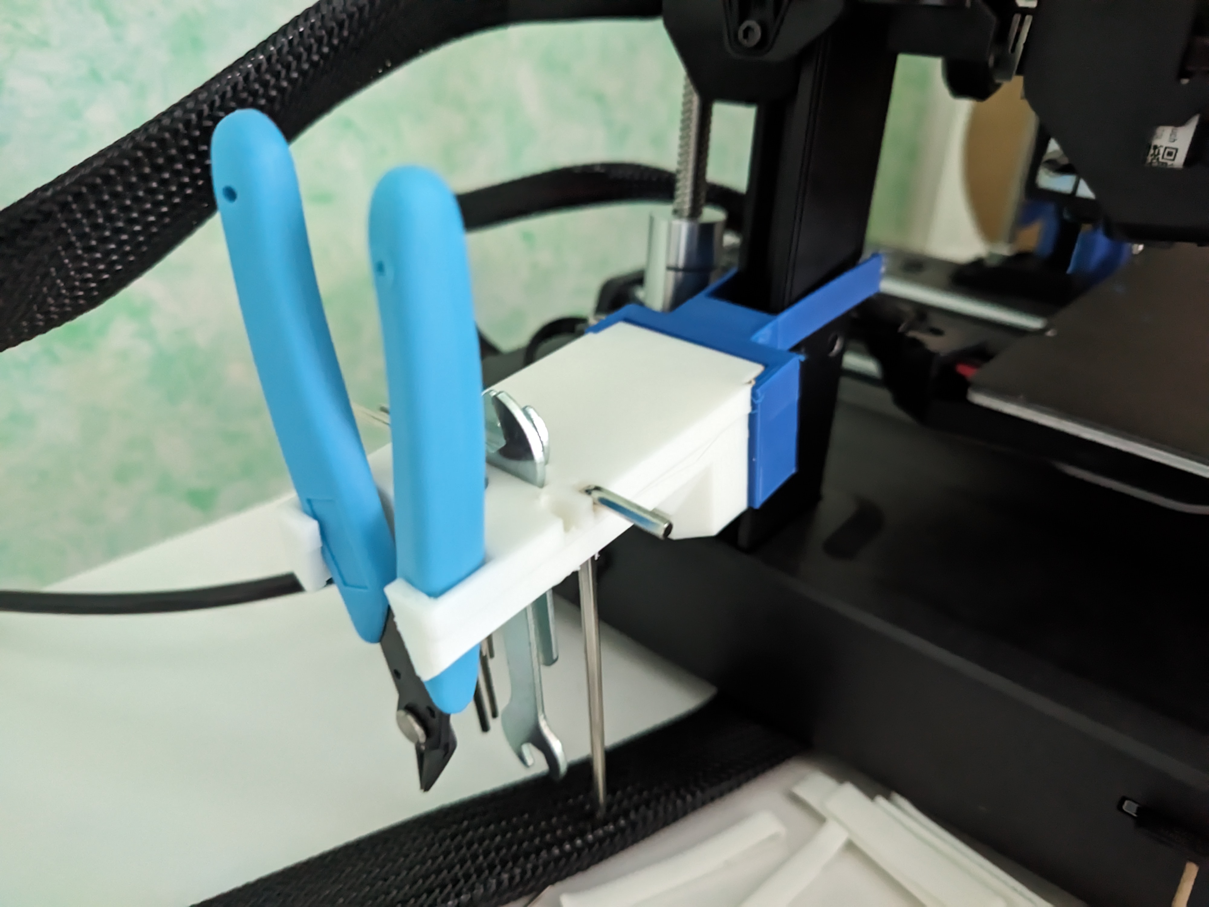 Side tool holder by Sonc | Download free STL model | Printables.com