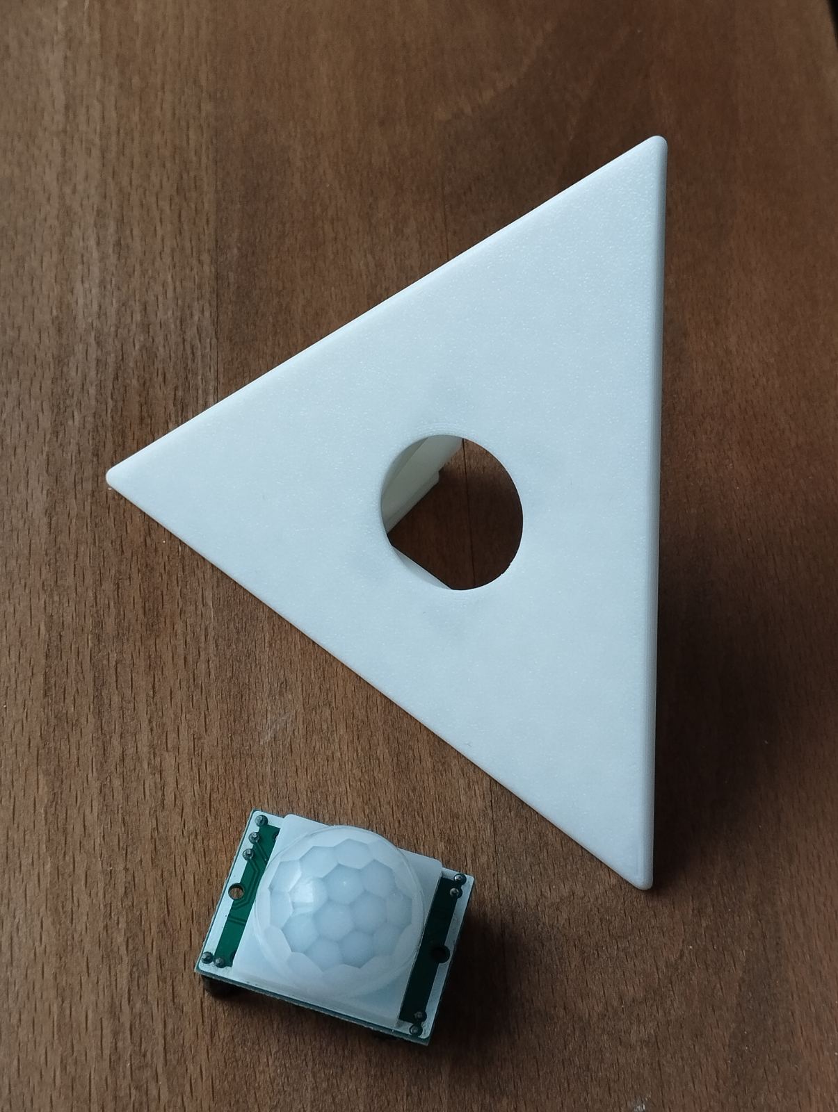Enclosure for HC-SR501 PIR sensor board by Dr.Quiz | Download free STL ...