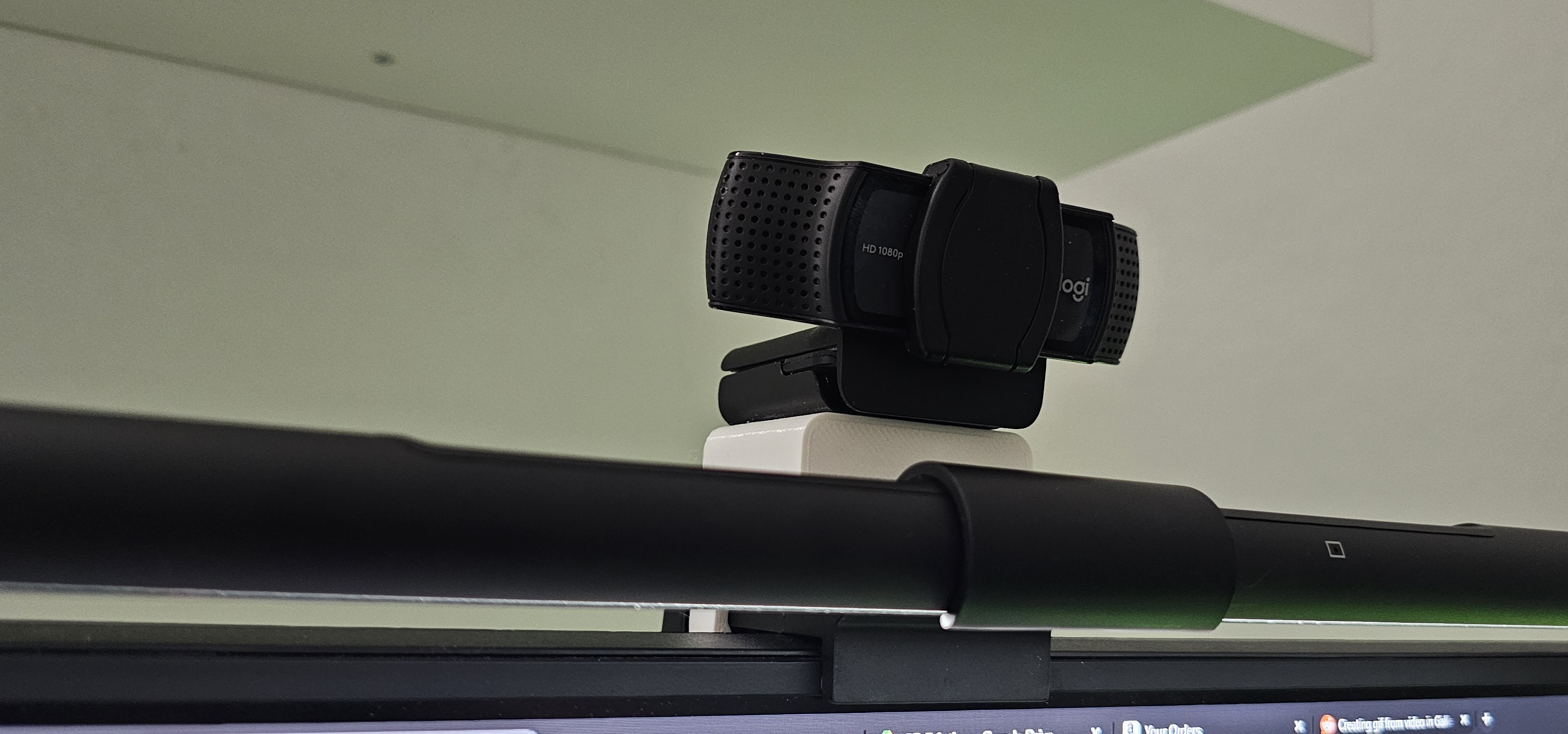 Web Cam Mount for Quntis Pro+ par Twogz | Téléchargez gratuitement un ...