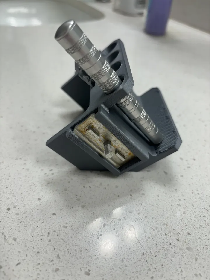 Hensen Safety Razor Stand by Lgrizzly | Download free STL model ...