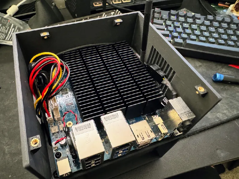 Odroid H4 Case + 2.5 or 3.5 HDD NAS And PSU by Cpp Bear | Download free STL model | Printables.com