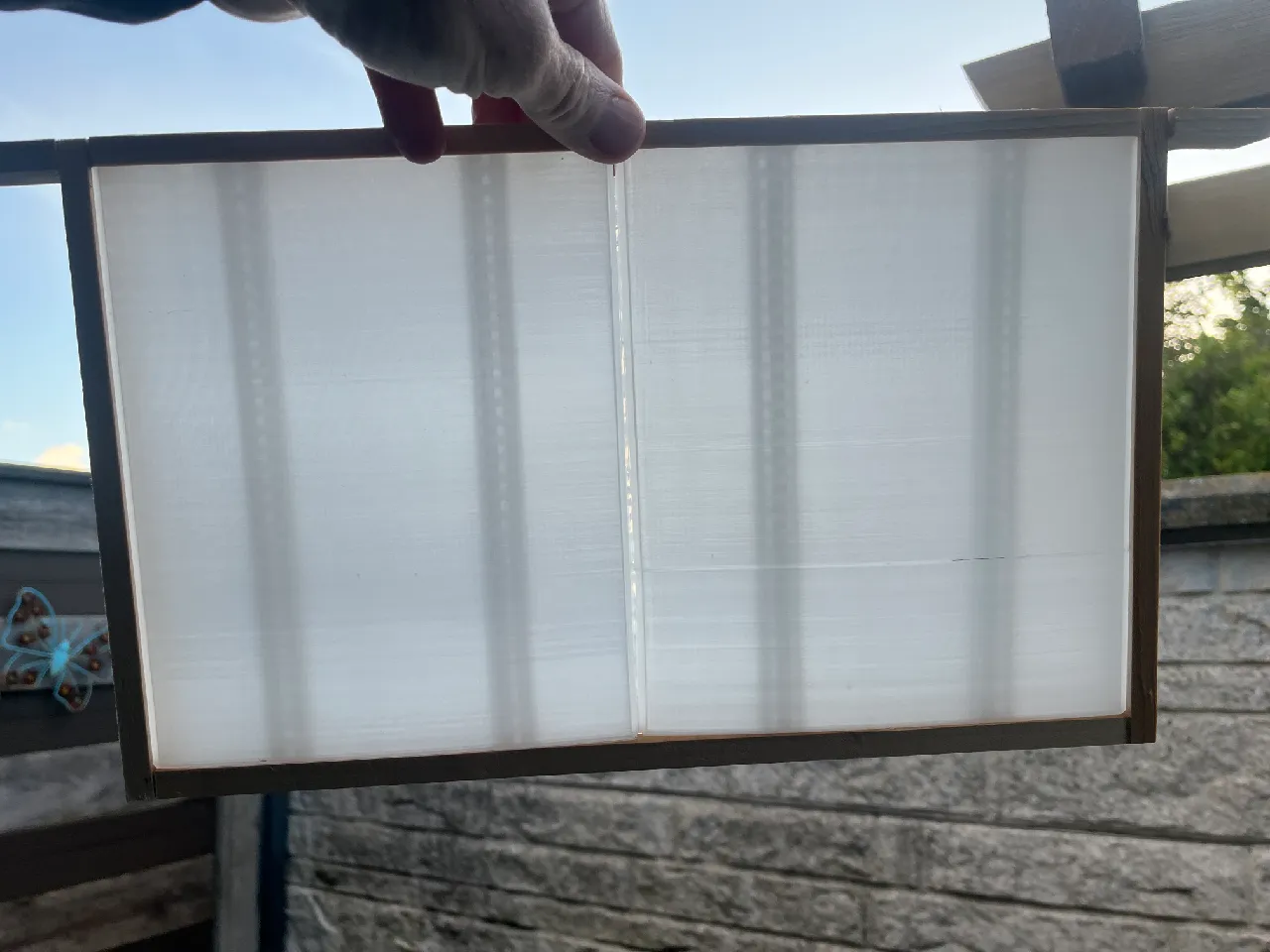 Bee feeder frame by SandTigerNL | Download free STL model | Printables.com