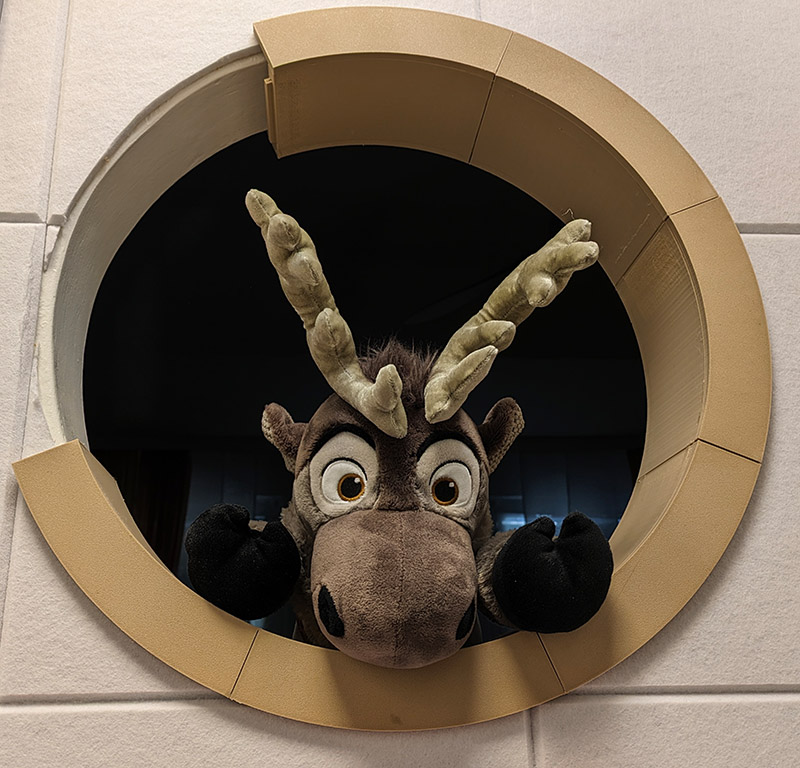 a Porthole "woodlike" in the Wall by OSXtraveller | Download free STL ...