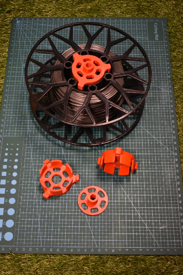 Filament holder "Taurus" by Monopek Cannibal | Download free STL model ...