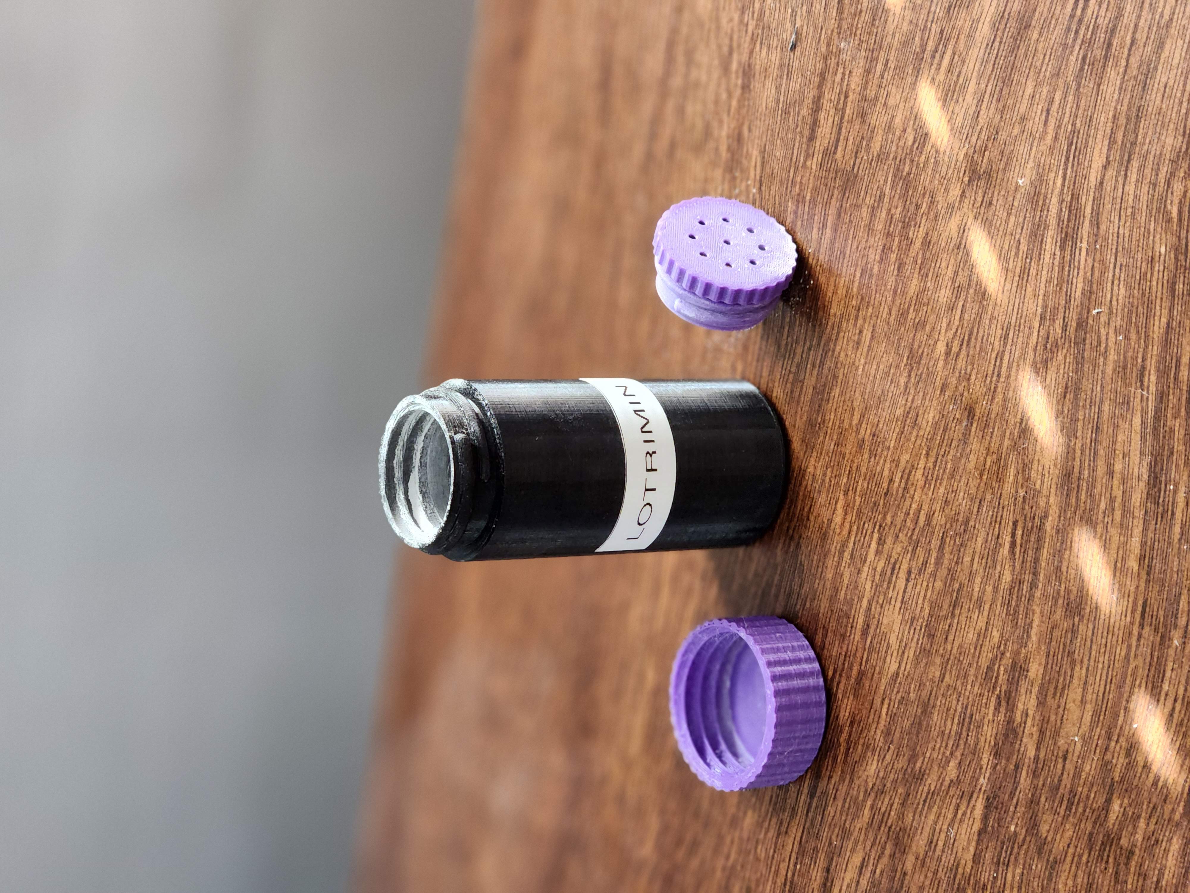 Powder container (parametric) by Aamer | Download free STL model ...