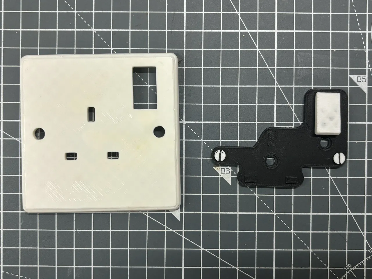 Fake BS1363 Socket by oliverc | Download free STL model | Printables.com