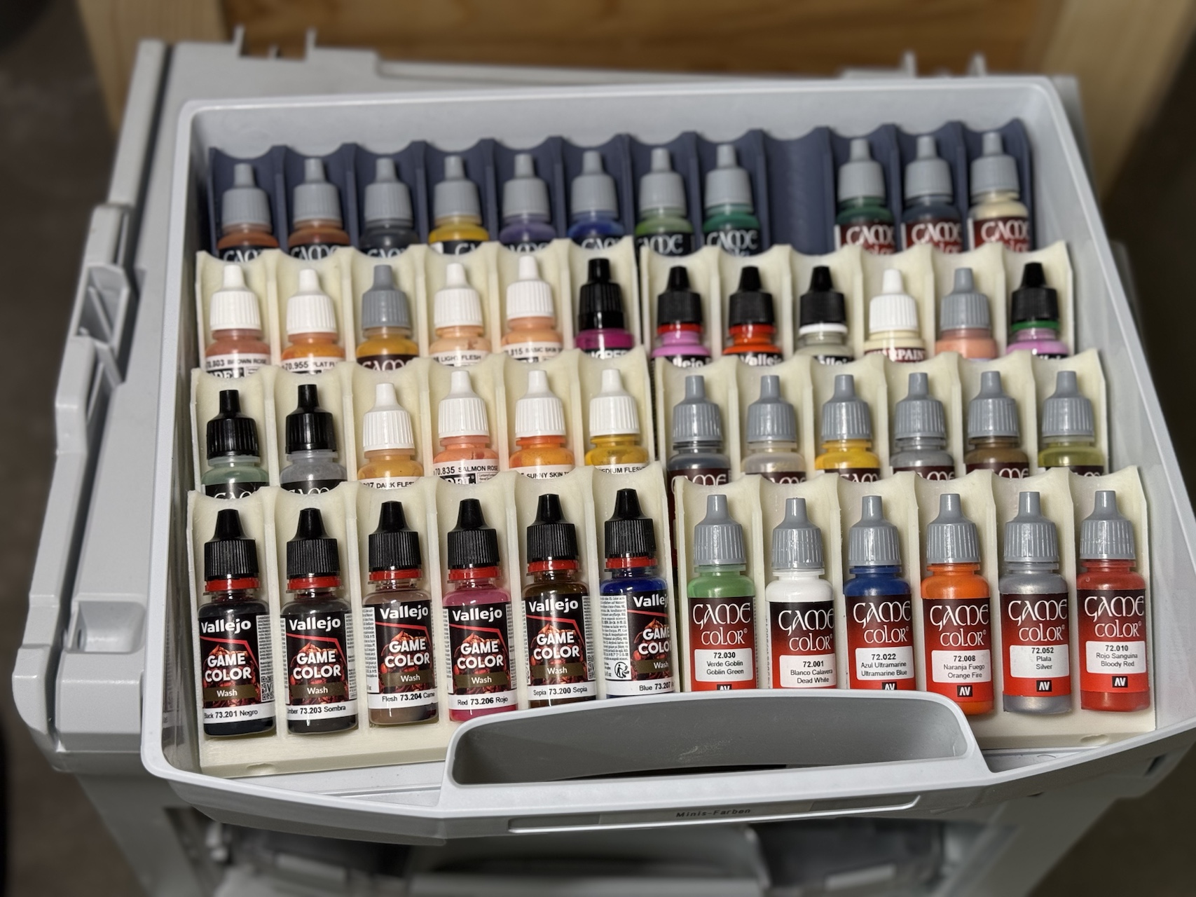 Sortimo iBoxx Vallejo Paint bottle storage (modular) by Spark the Fox ...