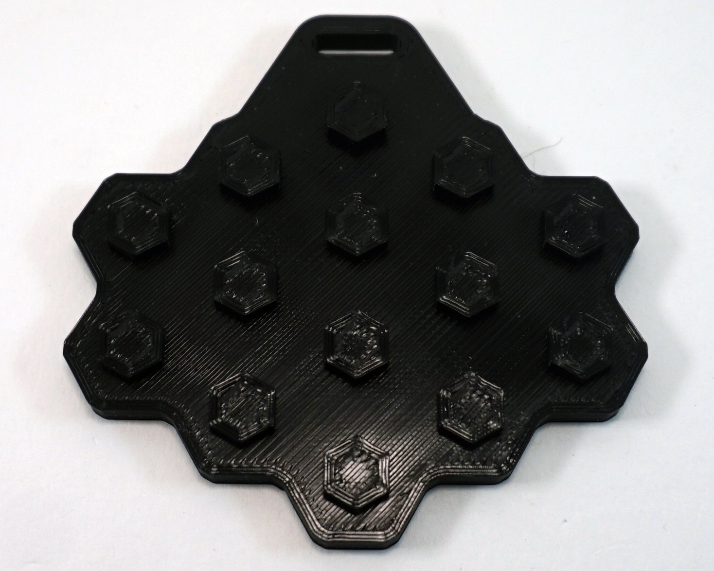 Bit Badge: customisable lanyard badge by SilentMode | Download free STL ...