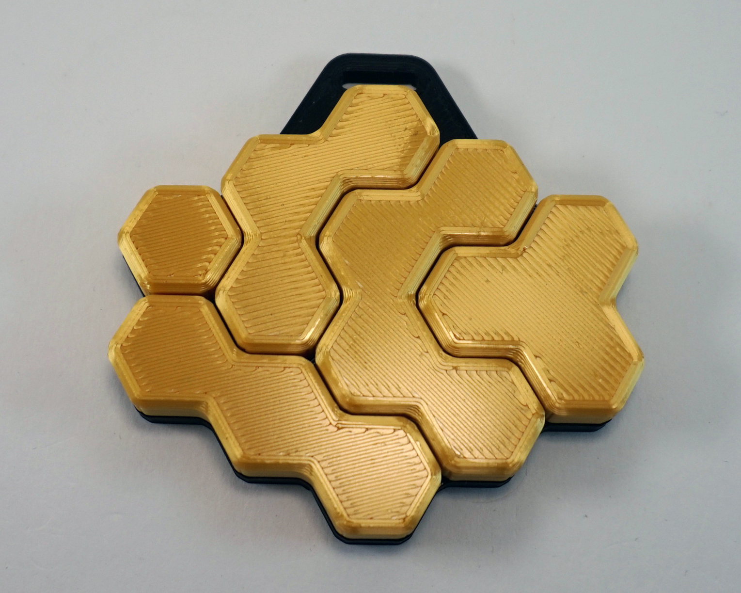 Bit Badge: customisable lanyard badge by SilentMode | Download free STL ...