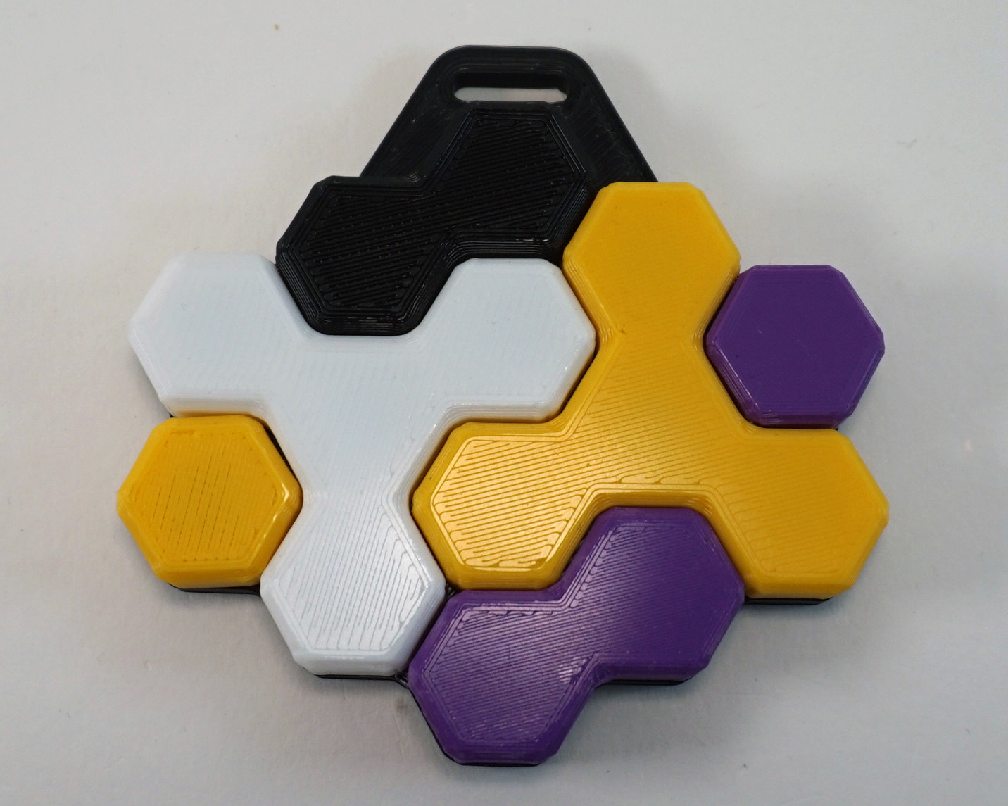 Bit Badge: customisable lanyard badge by SilentMode | Download free STL ...