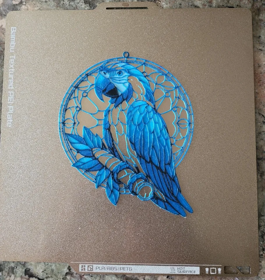 HueForge Stained Glass Macaw by tlavedas | Download free STL model ...