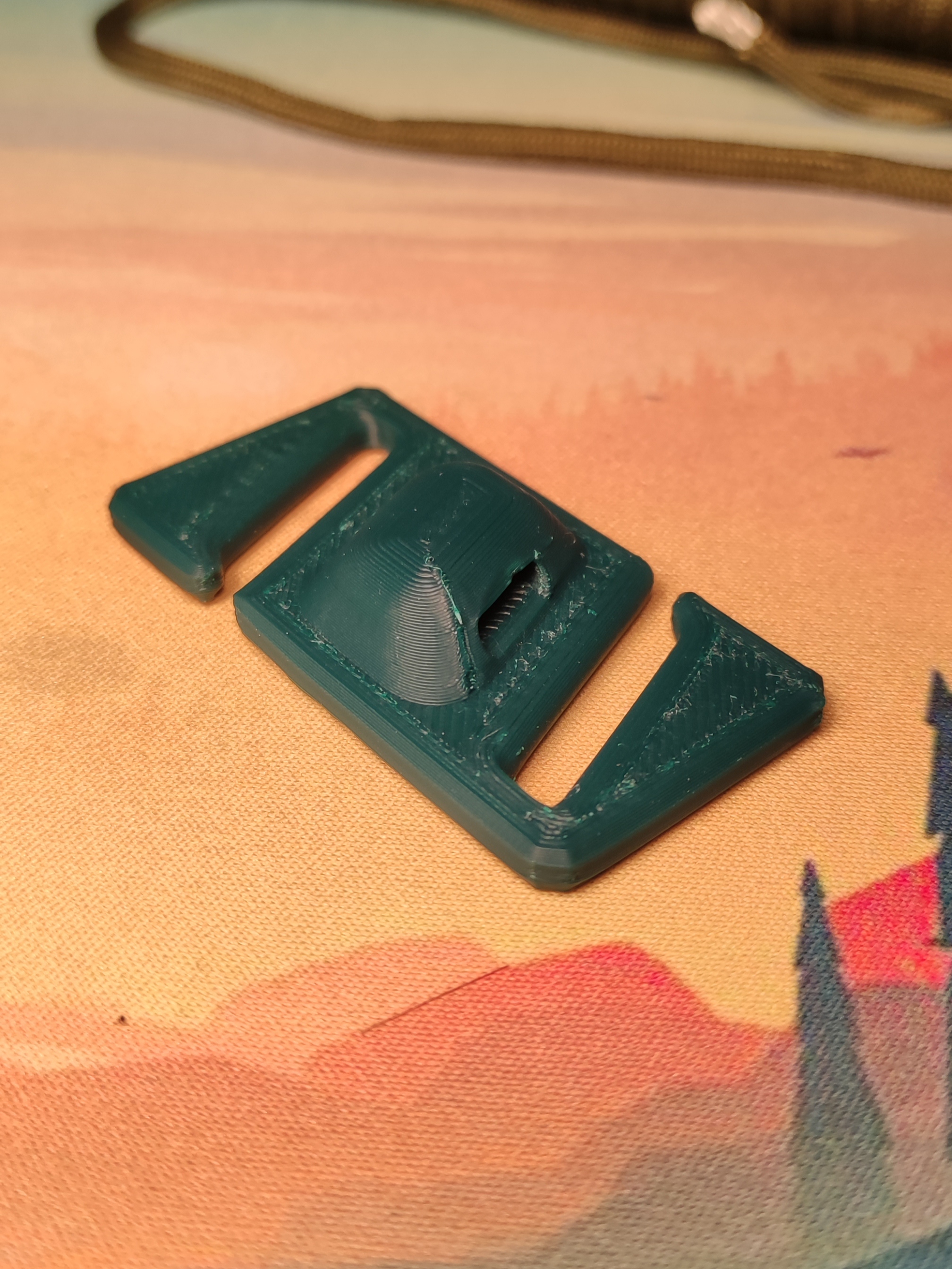 Backpack strap cord clip by Yoav Gilad | Download free STL model ...