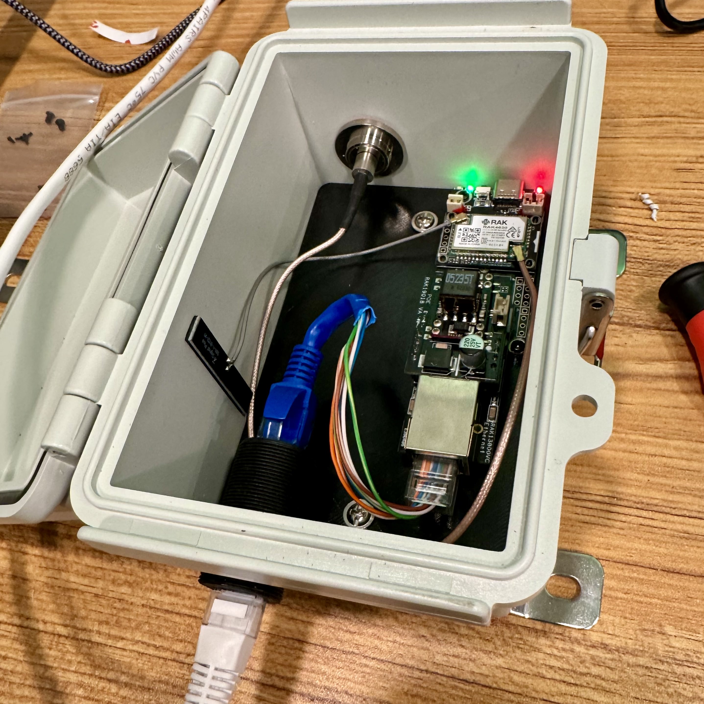 Meshtastic RAK19700 Mount for J-Box w/ POE by Kteal | Download free STL ...