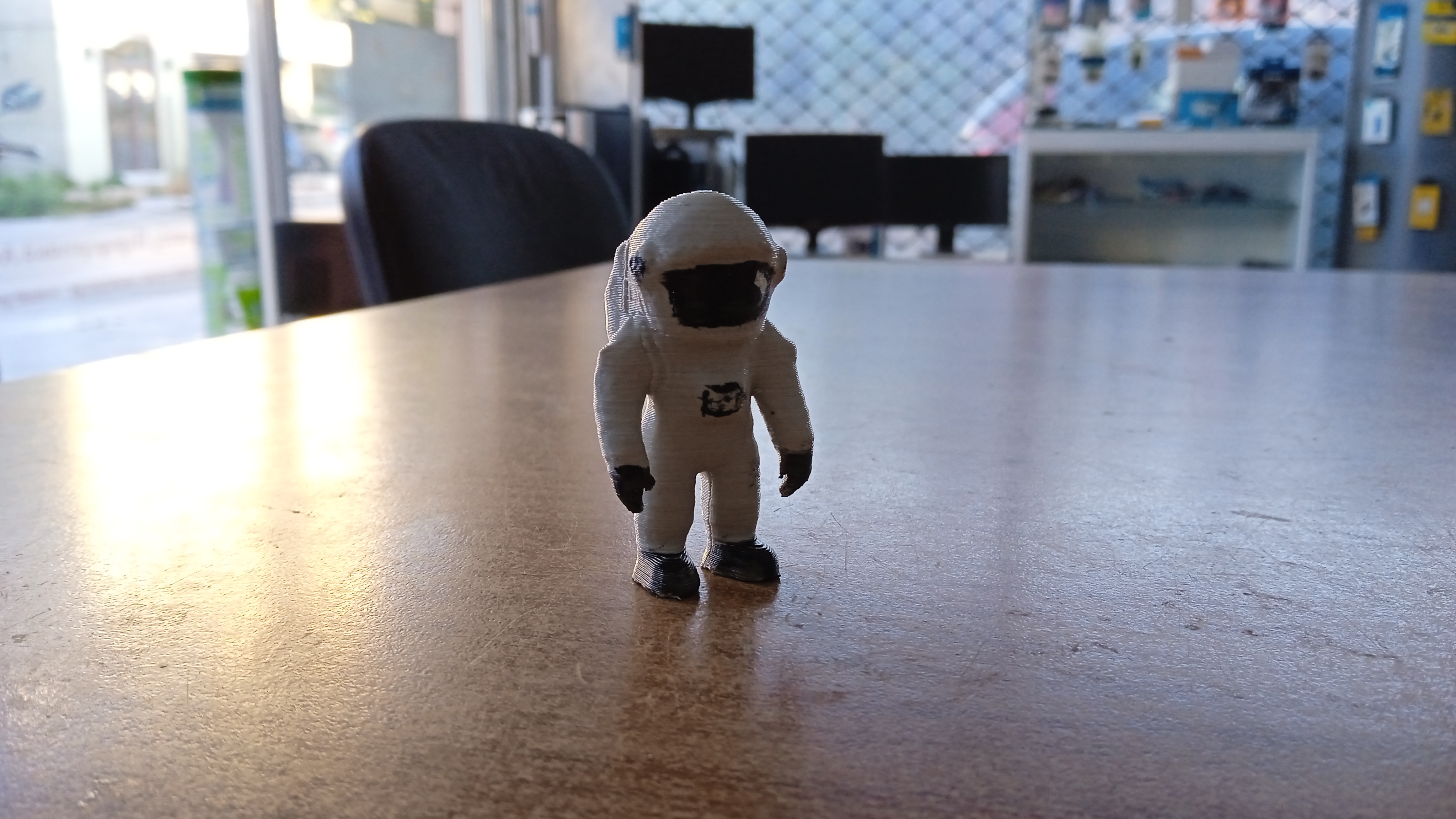 mini spaceman par MakeSimple | Téléchargez gratuitement un modèle STL ...