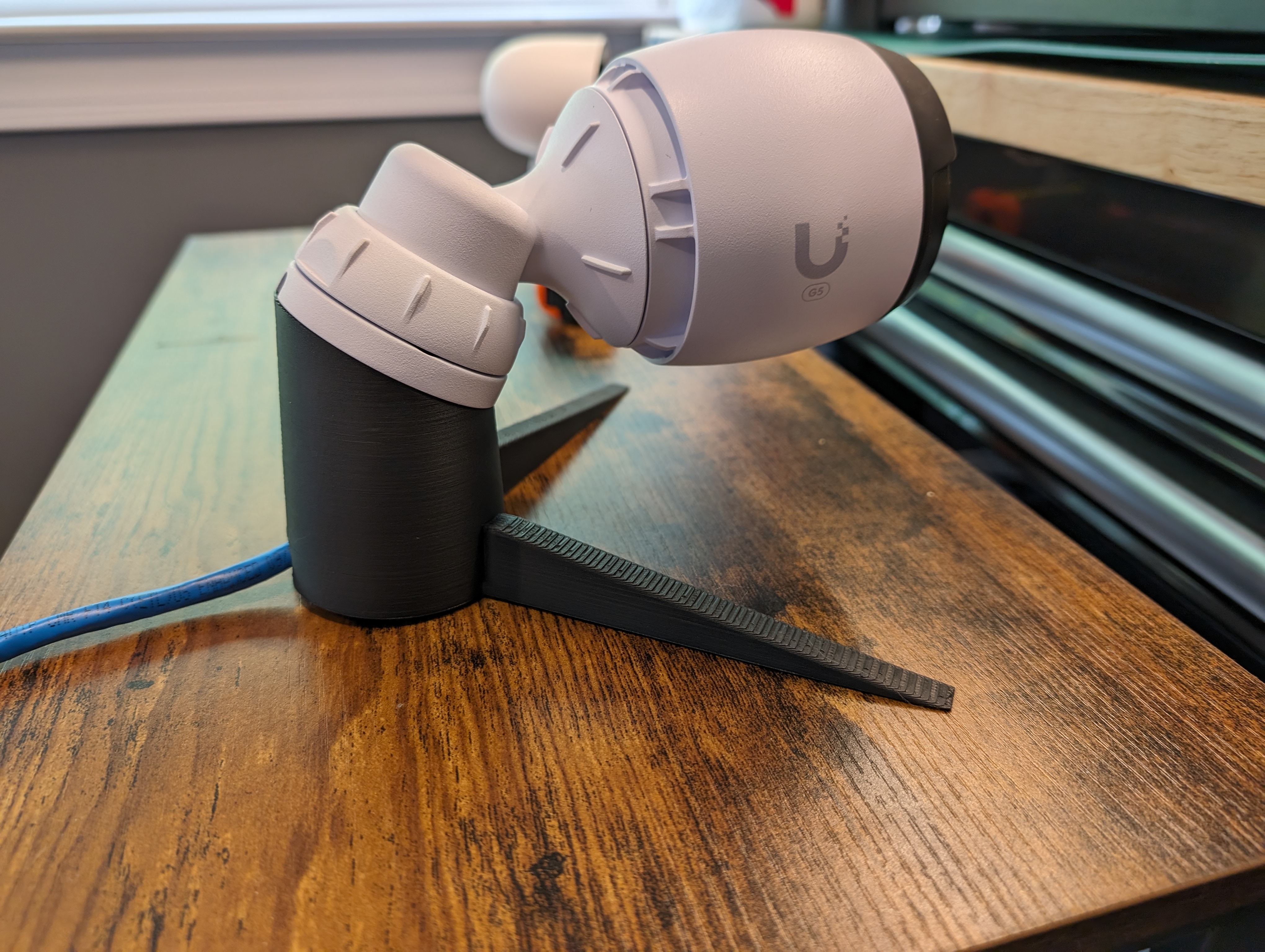 Desktop/Portable Mount for Unifi G4/G5 Pro Cameras by FriedCheese ...