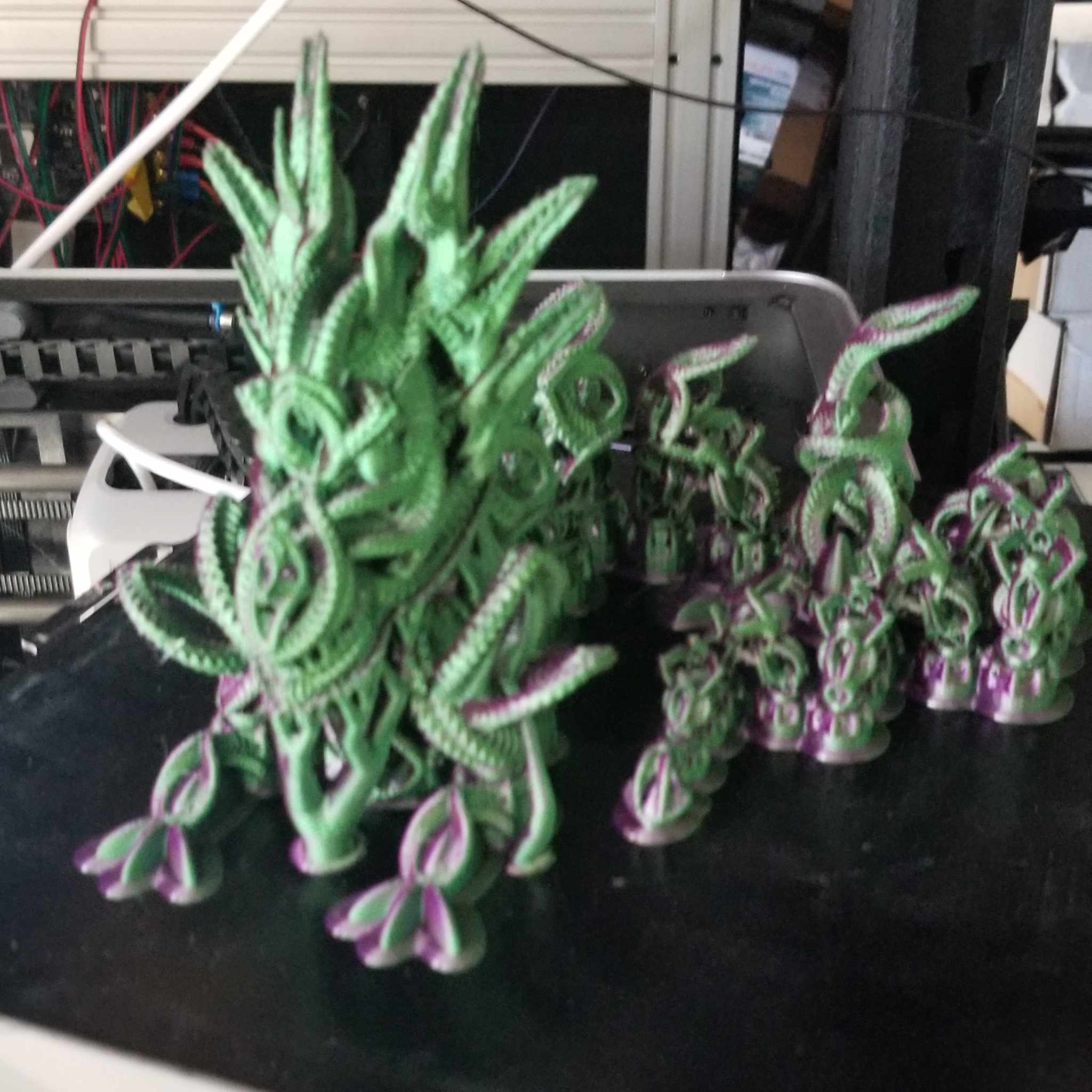 Shakaworld3D Twisted Rope Swivel Link Spinx Articulated Dragon by ...